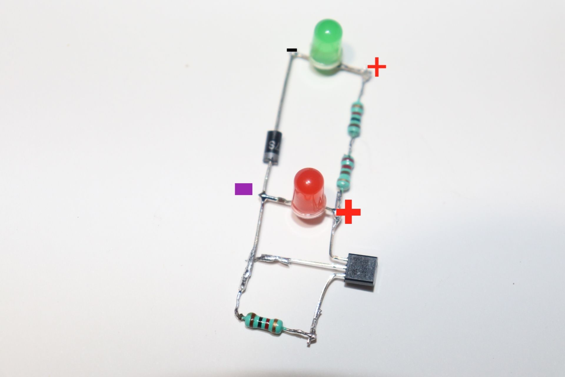 3.7V Battery Low and Full Level Indicator Circuit : 9 Steps (with ...