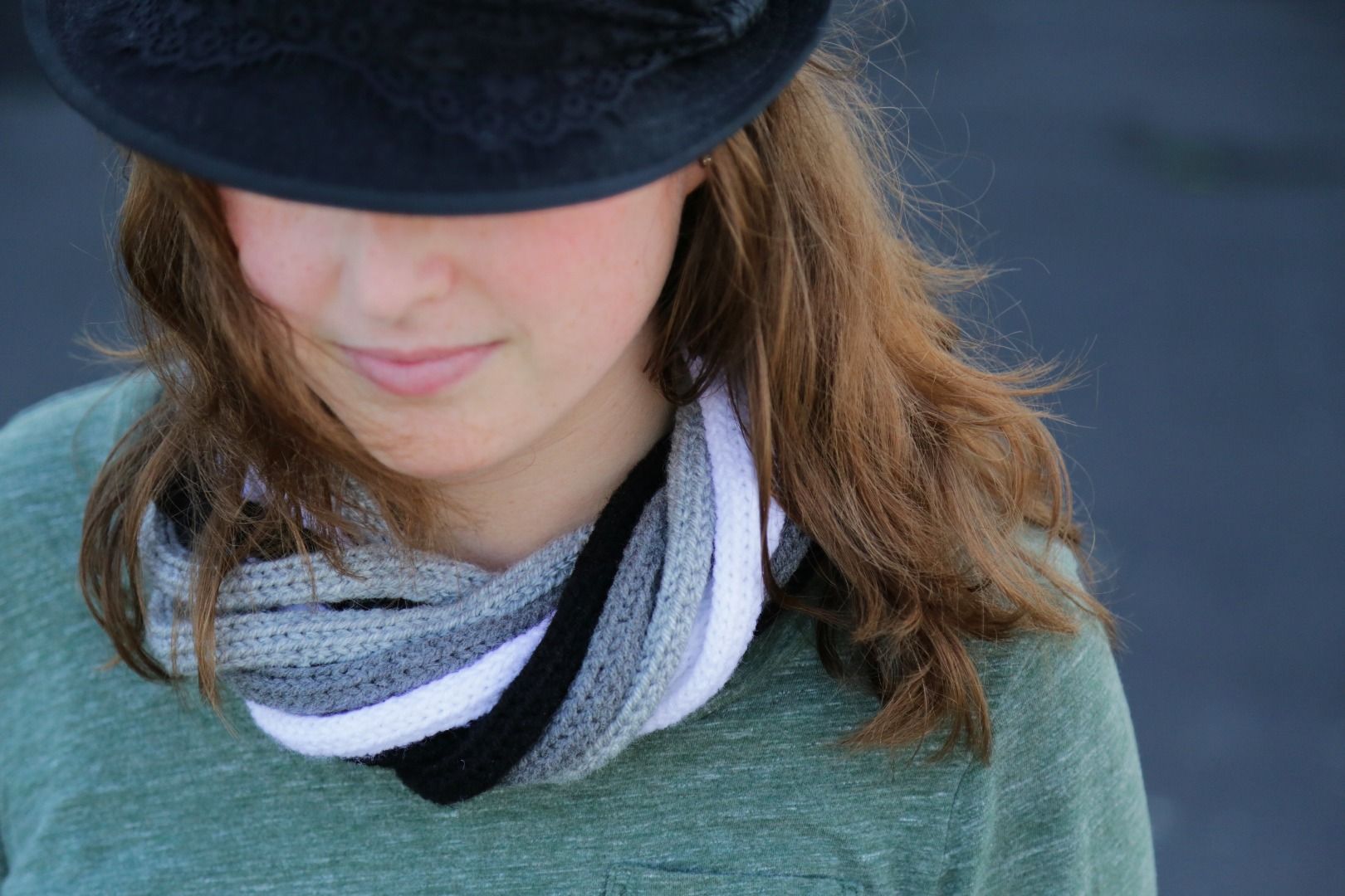 How to Use a French Knitter : 6 Steps (with Pictures) - Instructables