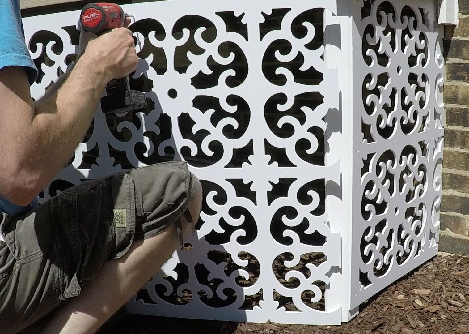 How to Install or Upgrade Lattice Below a Bay Window : 6 Steps (with ...