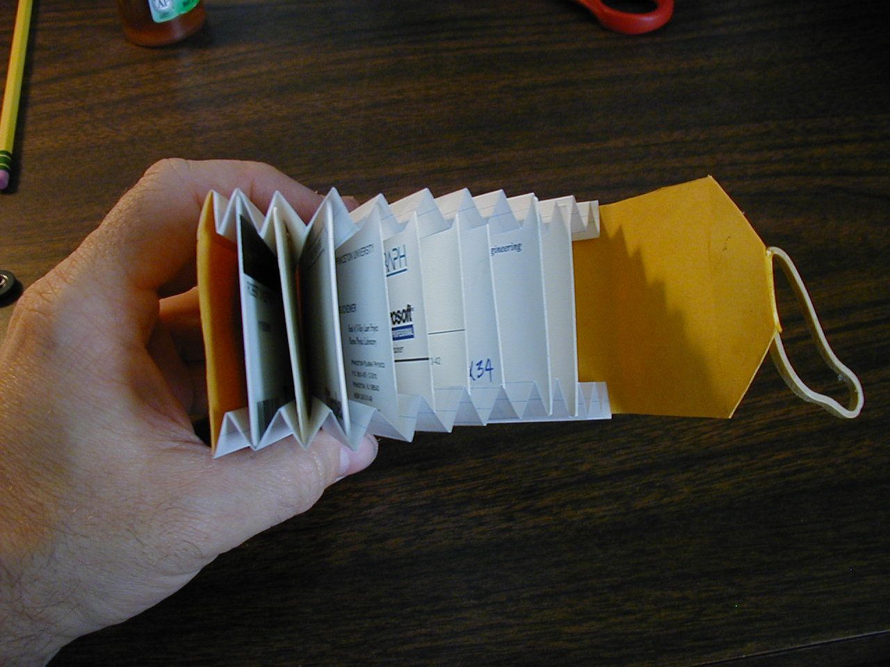 Accordion-Style Card Wallet : 6 Steps (with Pictures) - Instructables