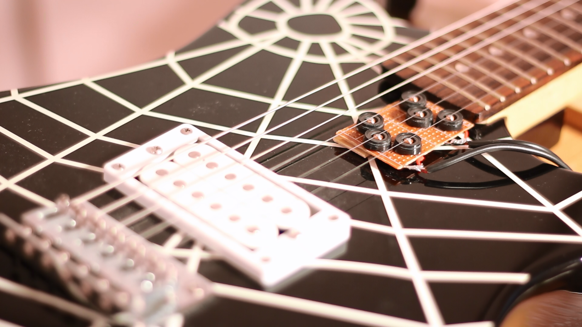 Infinite Guitar Sustainer : 14 Steps (with Pictures) - Instructables