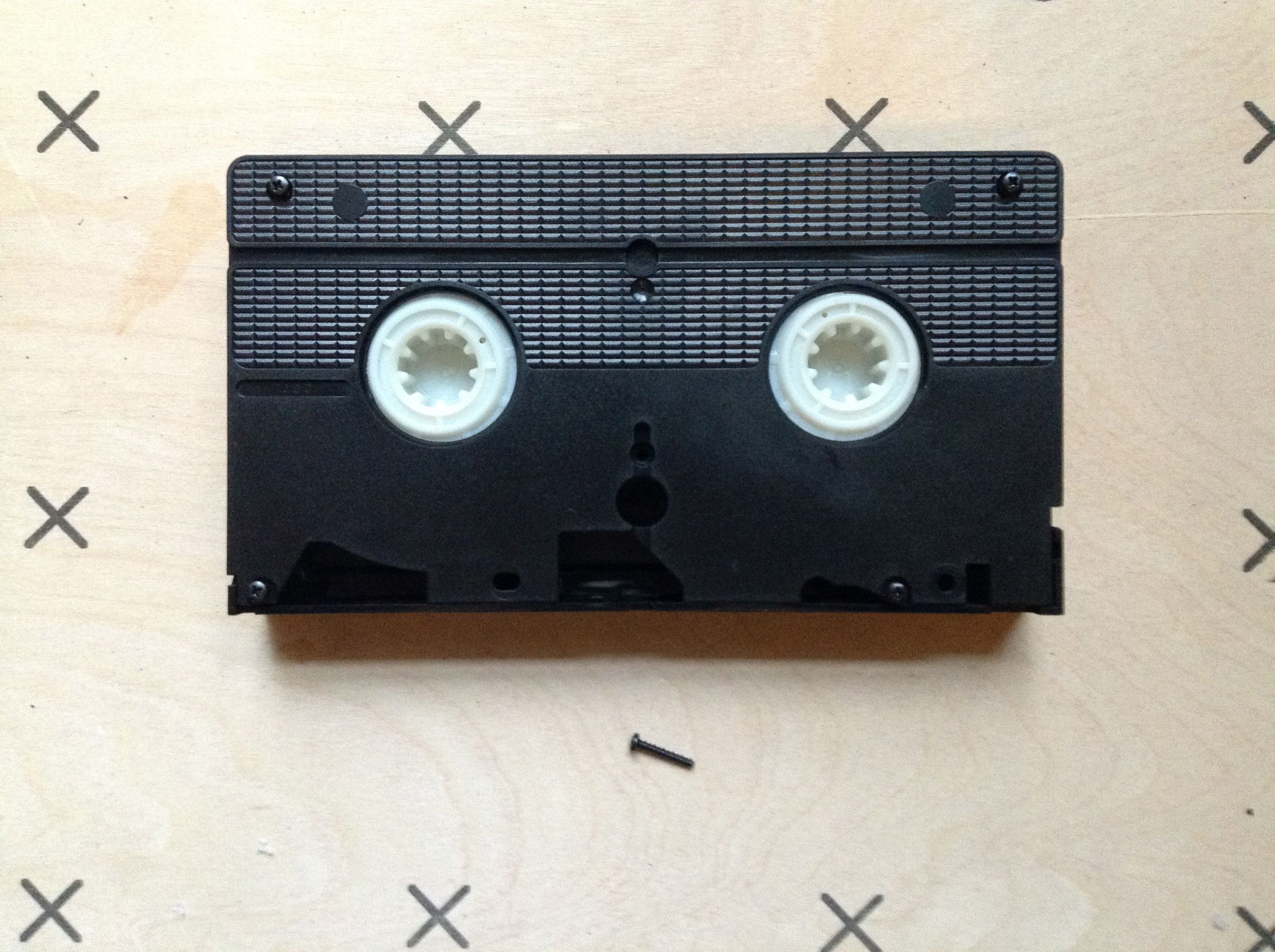 VHS Tape Secret Compartment : 7 Steps (with Pictures) - Instructables