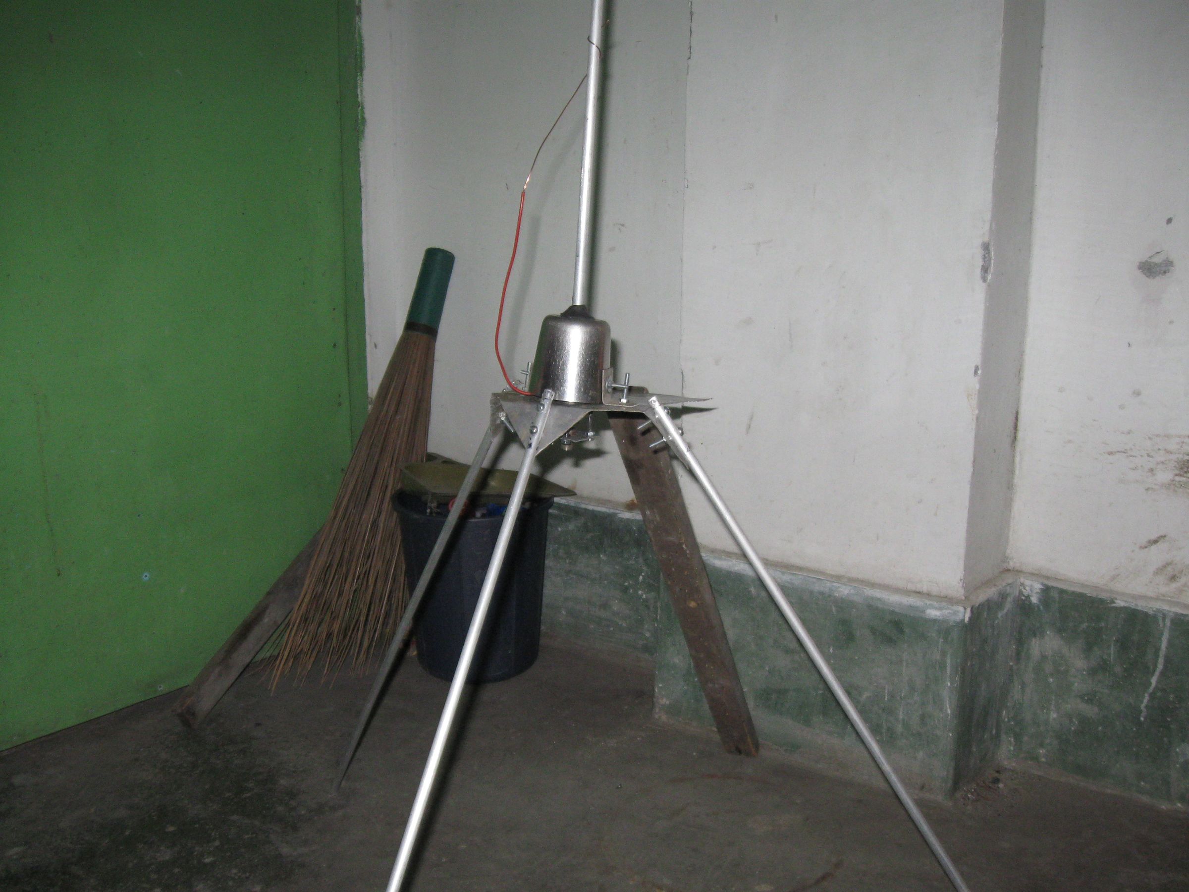 VHF Scanner Antenna : 6 Steps - Instructables