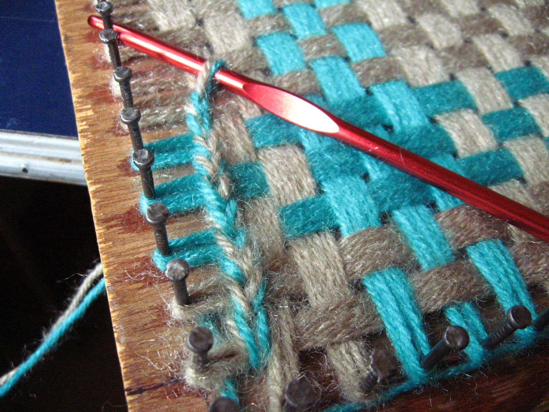 How to Weave a Small Table Mat With Home Made Loom : 13 Steps (with ...