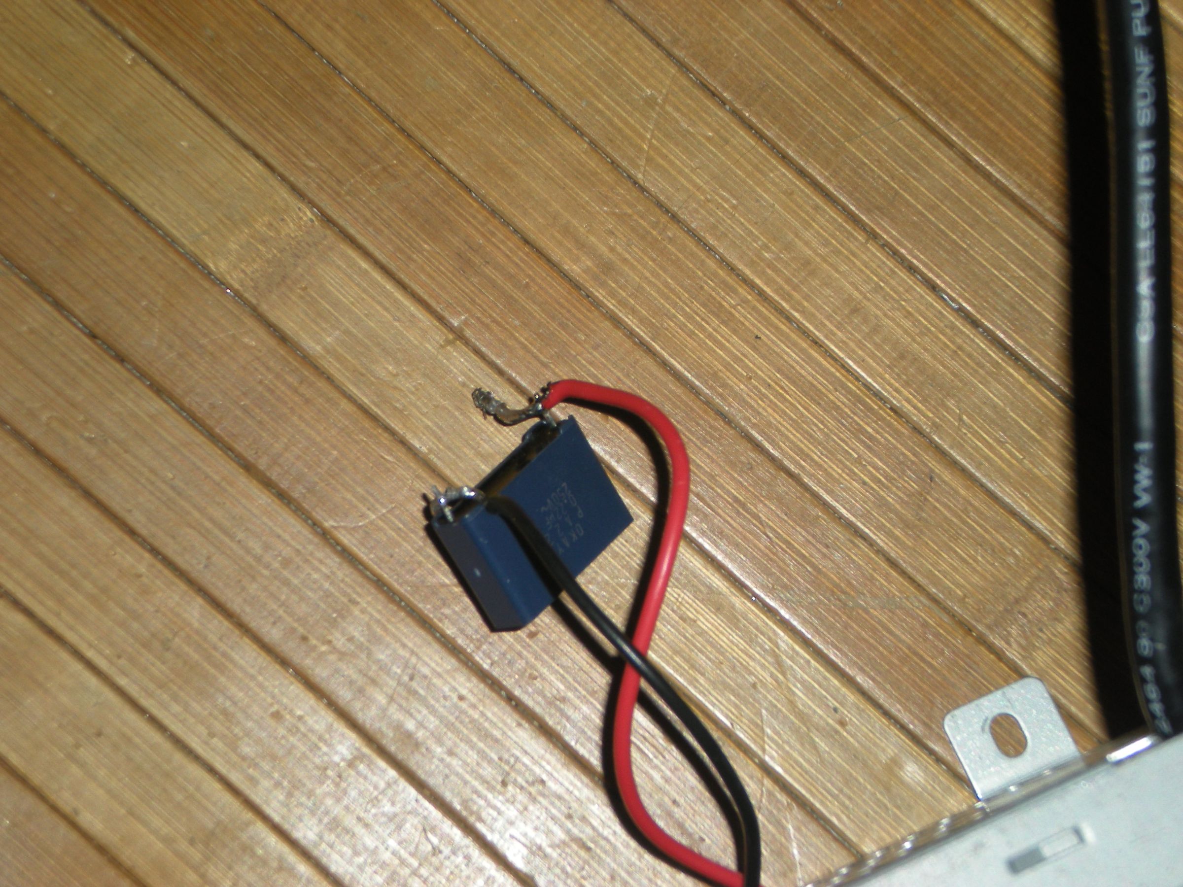 Simple/powerful Flyback Driver From a Computer SMPS : 6 Steps ...