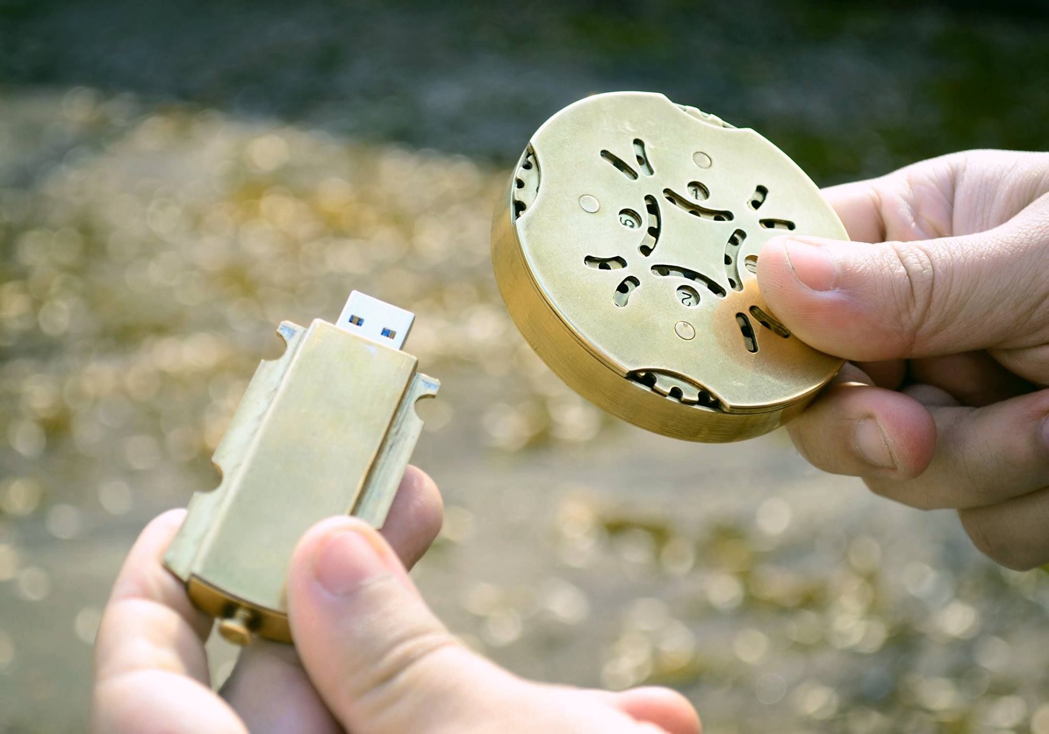 Cryptex Type_c. Flash Drive With Secret Mechanical Lock - Instructables