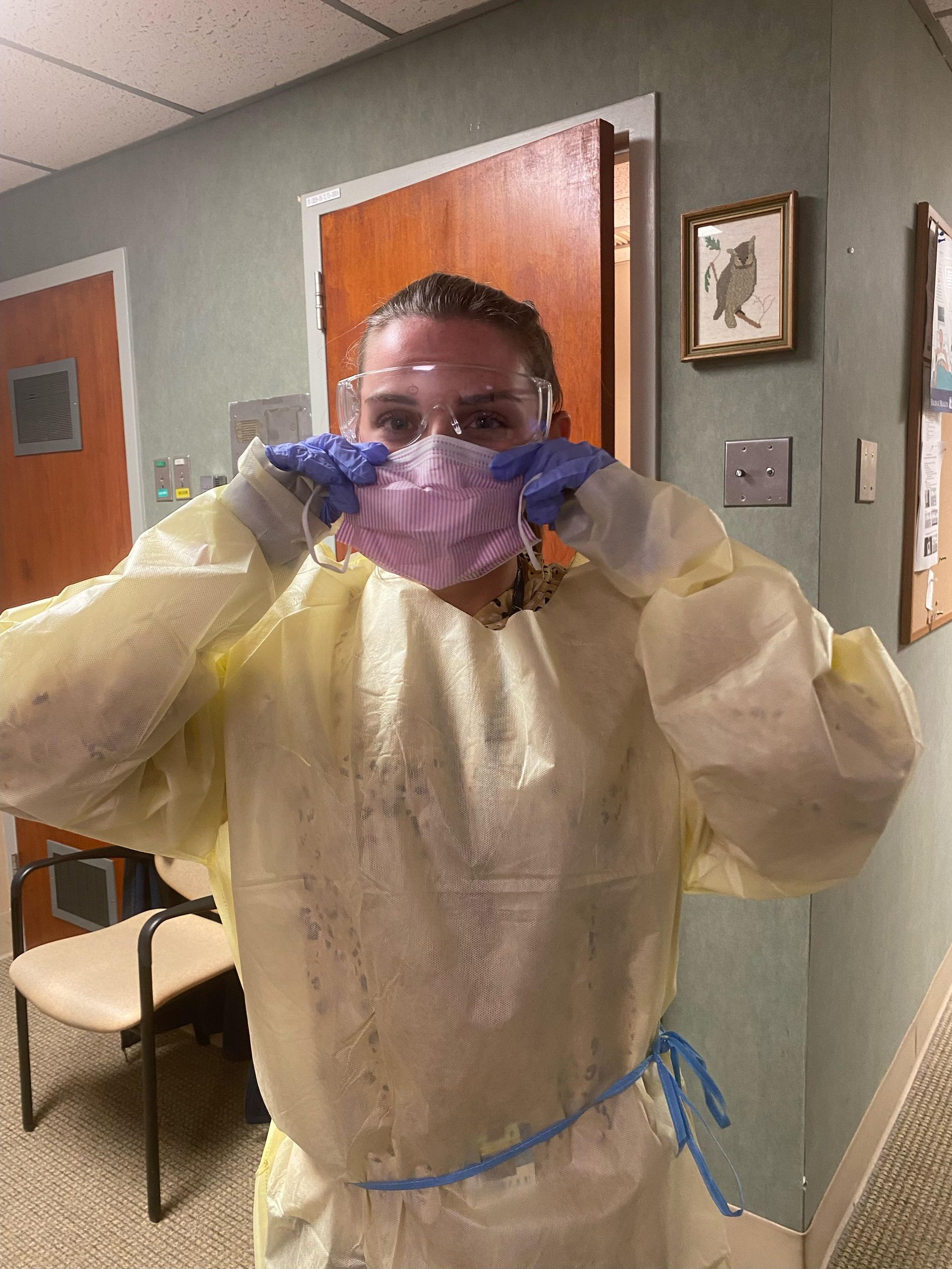 How to Correctly Put on PPE : 5 Steps - Instructables