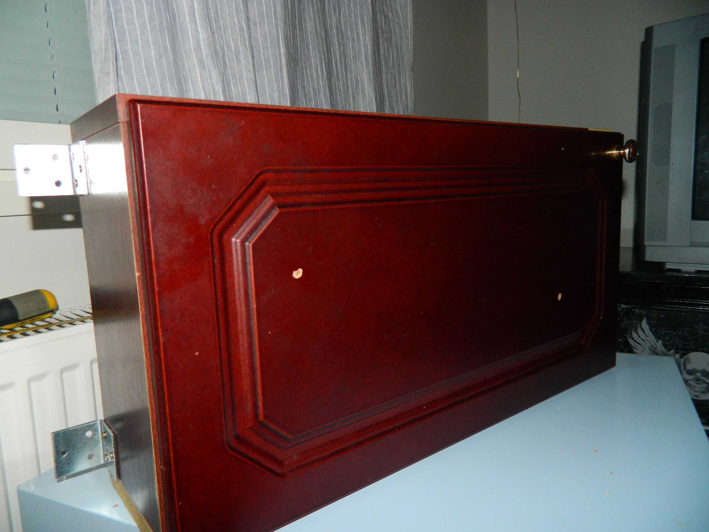 DIY "Hidden" Video Projector Folding Shelf, Carbon Fiber Look : 8 Steps ...