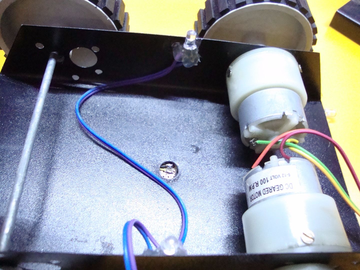 Laptop Controlled Robot V2.0 : 24 Steps (with Pictures) - Instructables