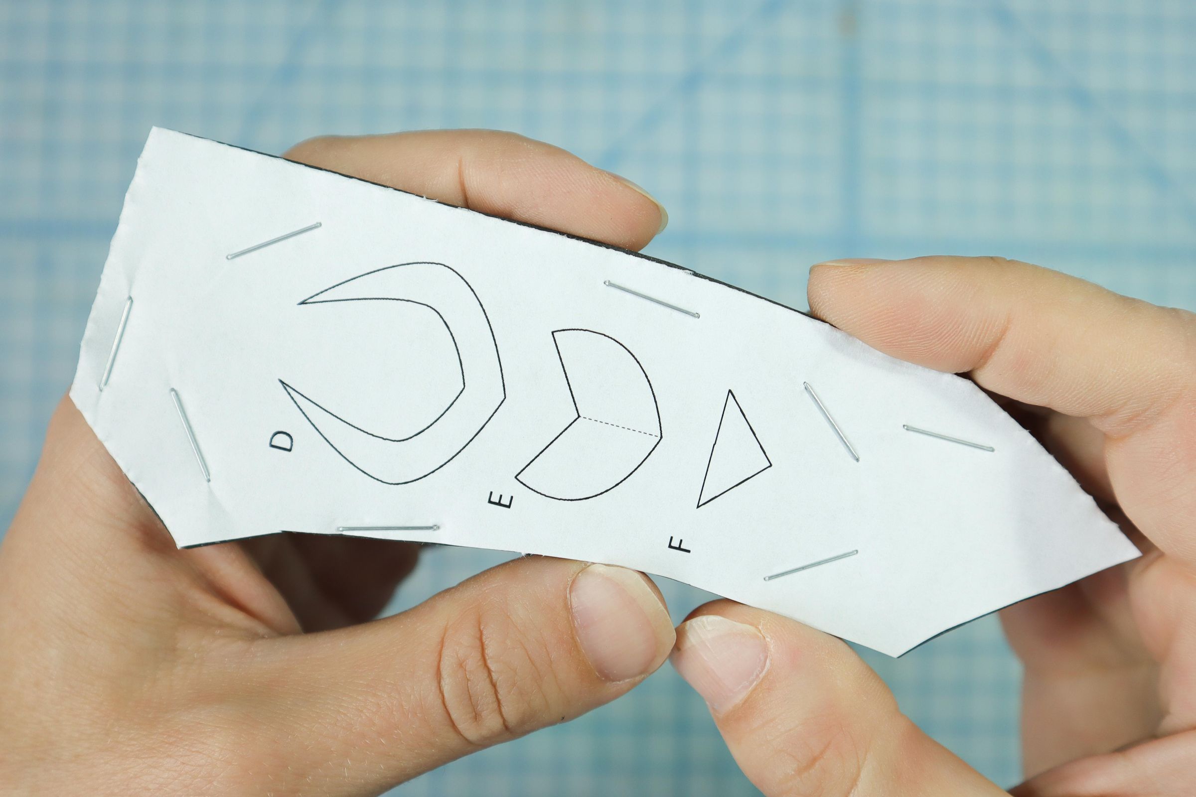 Loki Variant Cosplay - for Pets! : 19 Steps (with Pictures) - Instructables