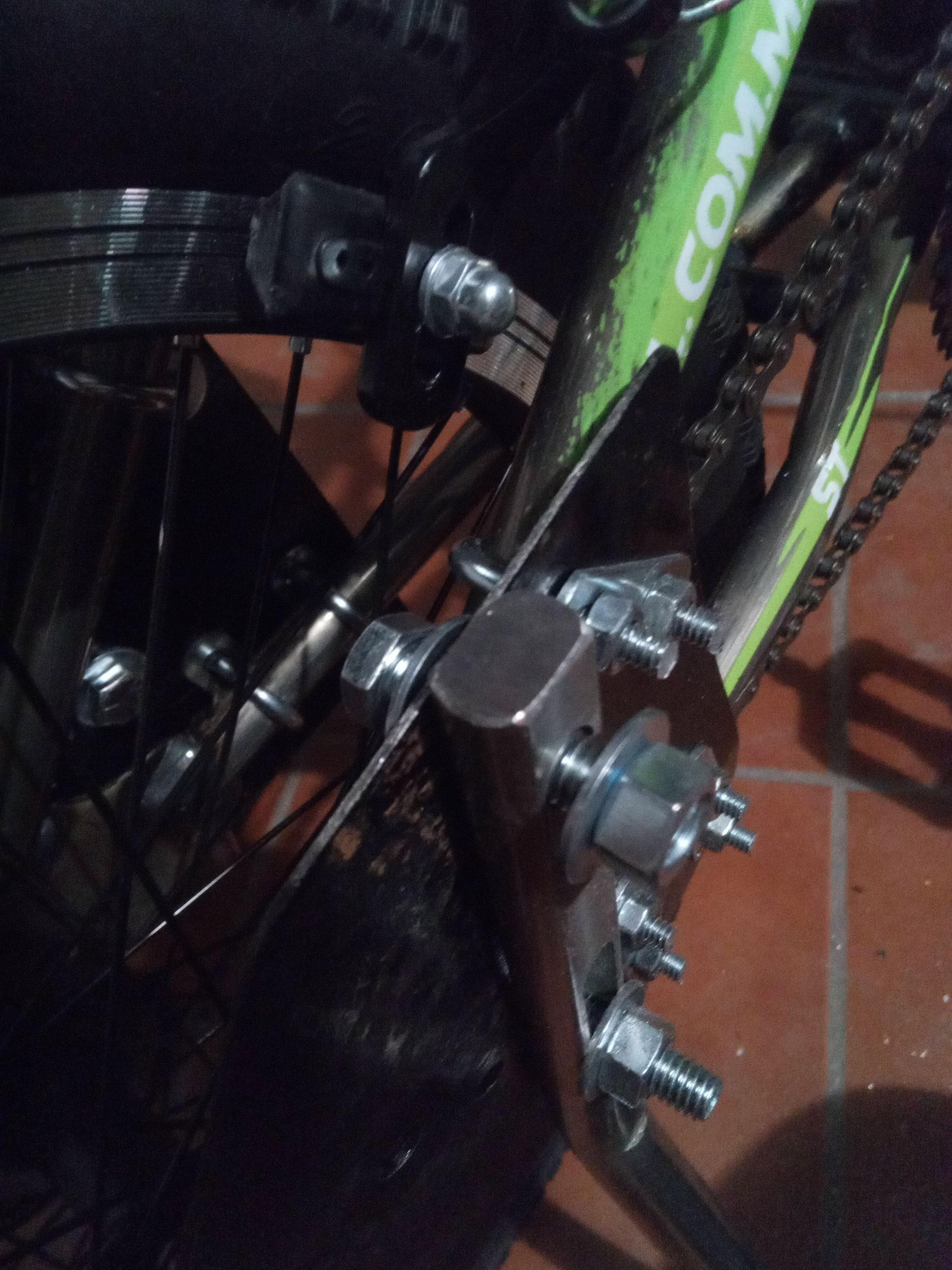 Heavy Duty Bicycle Training Wheels : 14 Steps (with Pictures ...