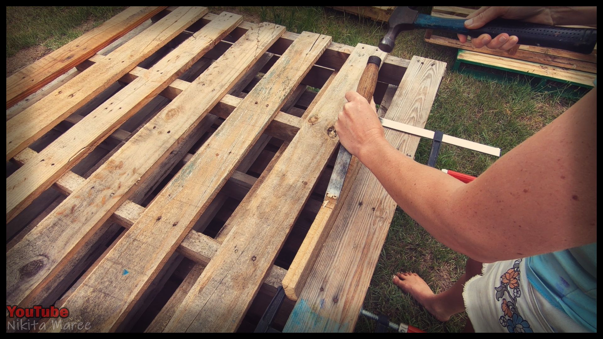 Workbench With Hidden Features : 33 Steps (with Pictures) - Instructables