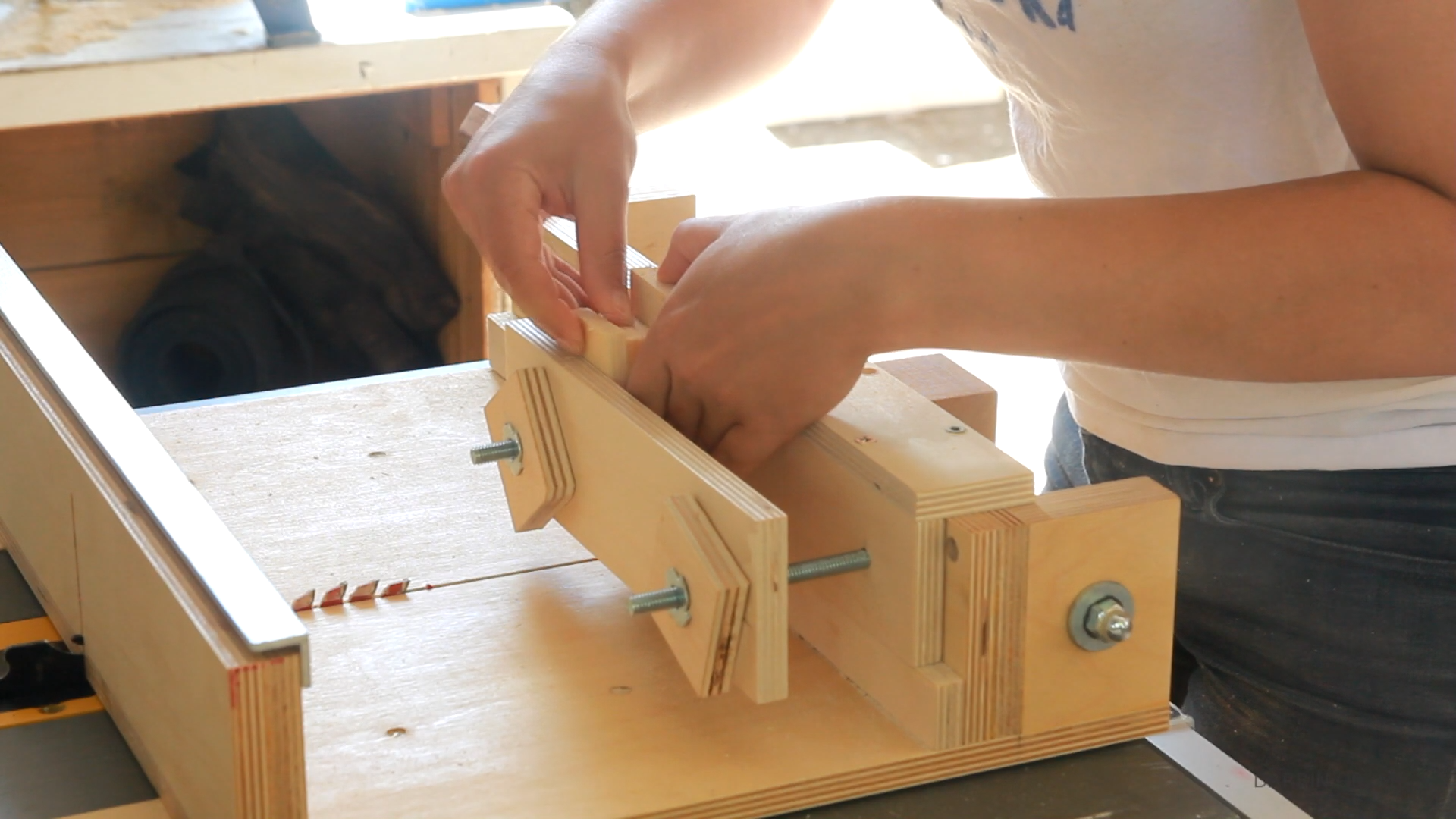 How to Make an Organizer Box for Storing Screws : 10 Steps (with ...