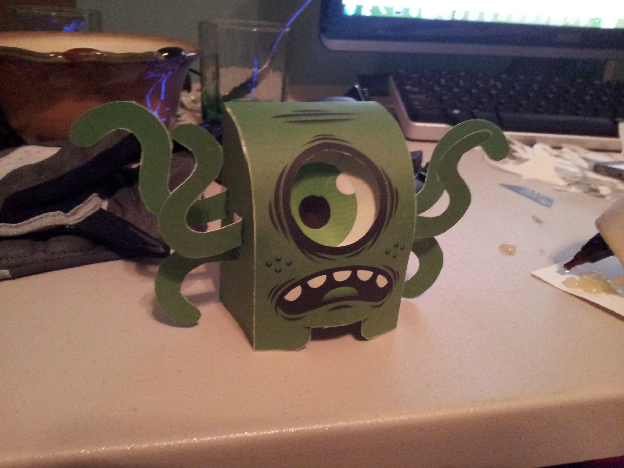 Slime Monster With Following Eye Illusion : 4 Steps (with Pictures ...