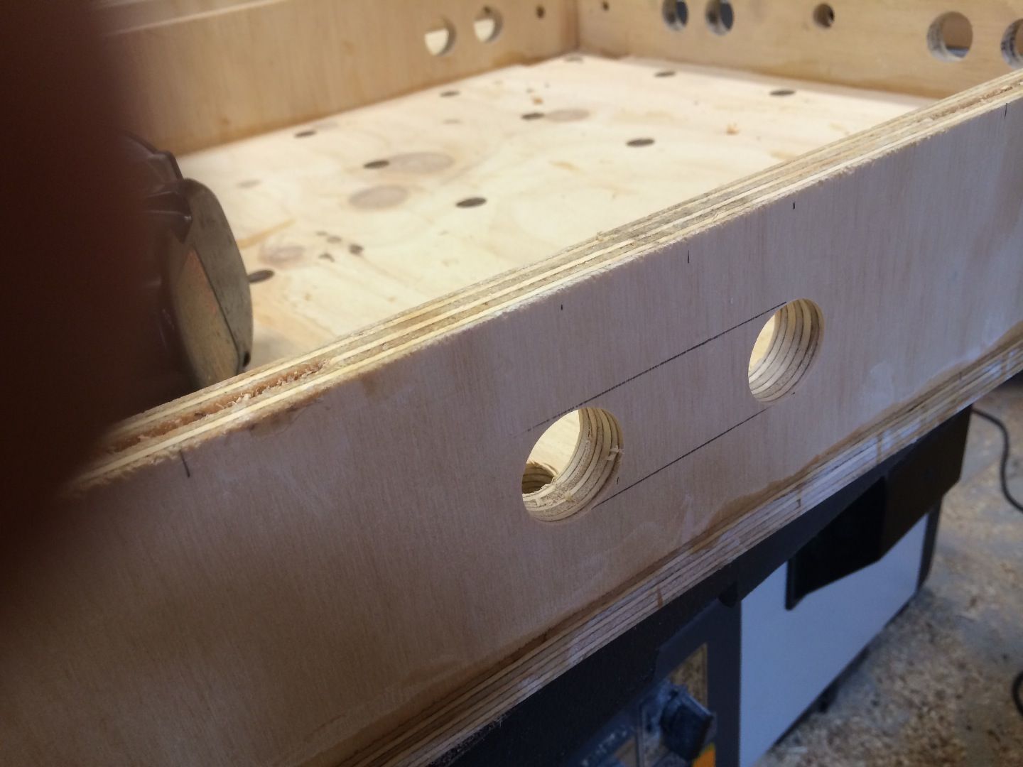 MFT My Fabulous Table : 12 Steps (with Pictures) - Instructables