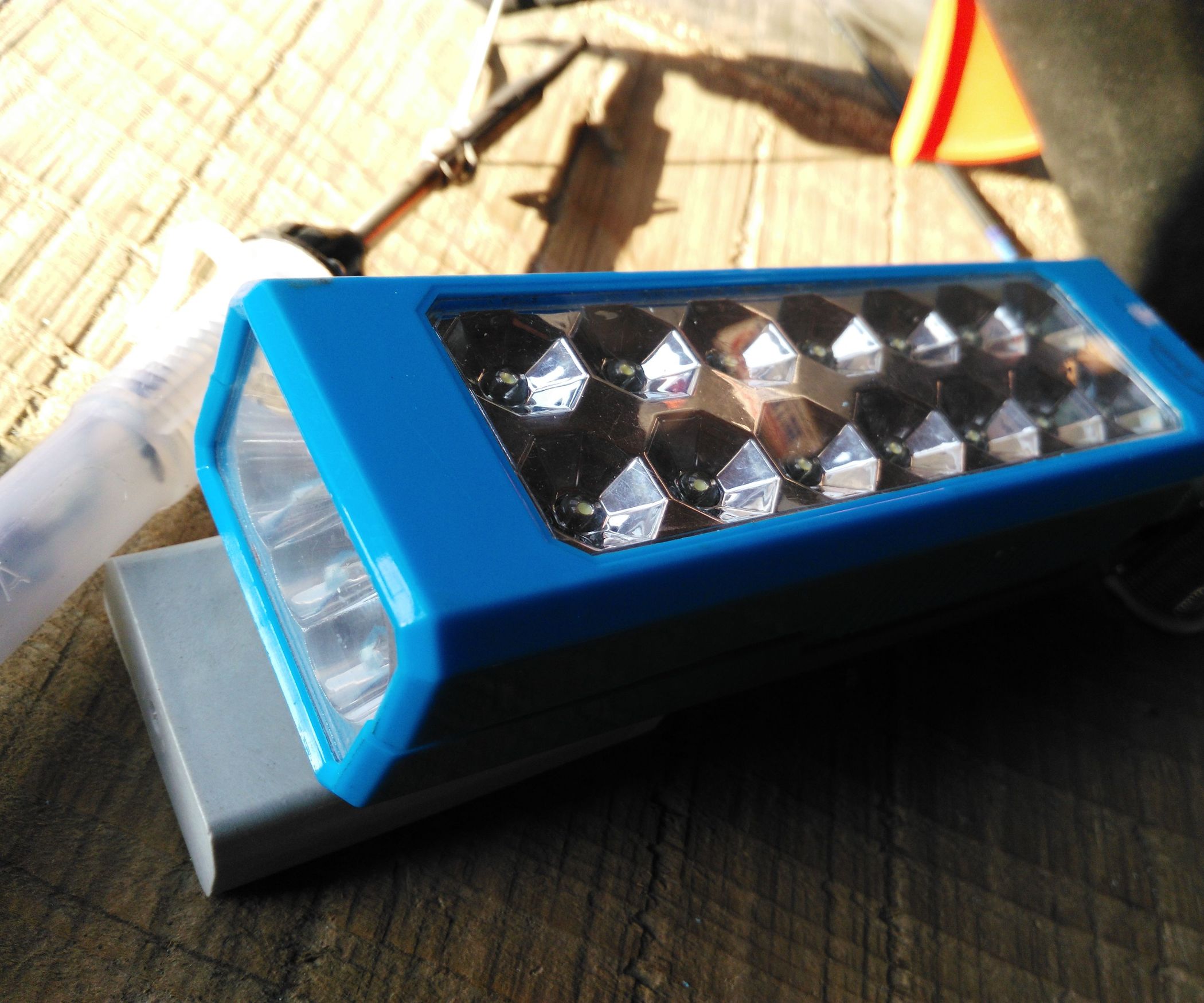 Under $1 Repair of LED Lights : 3 Steps (with Pictures) - Instructables