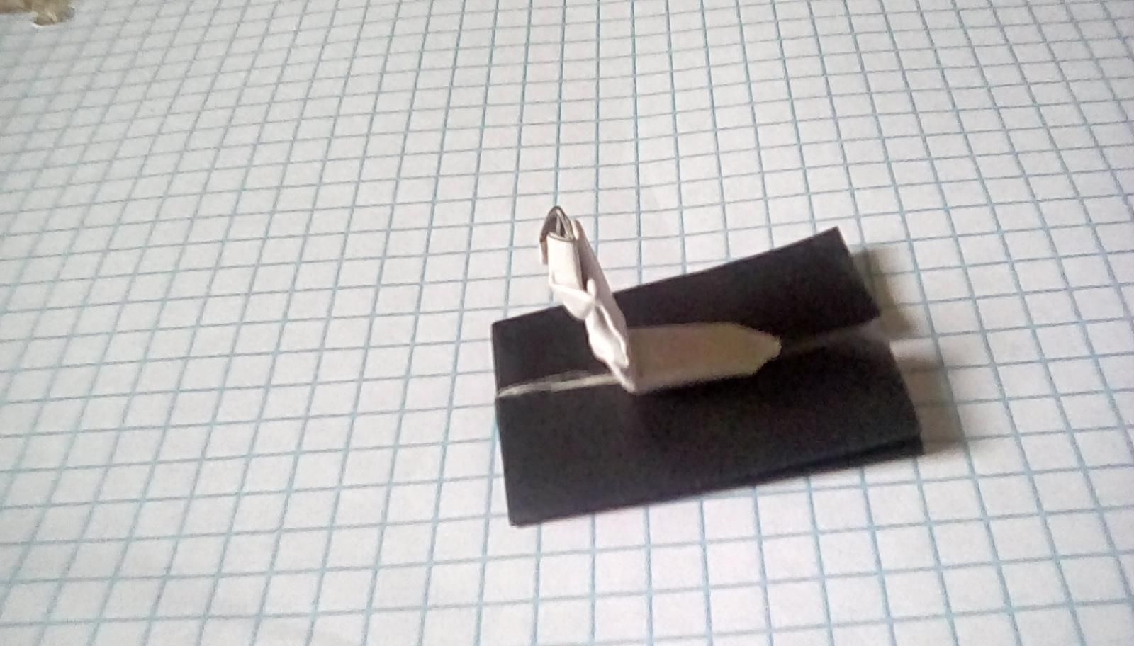 Origami Grave Stone (In Loving Memory of Unus Annus) : 4 Steps ...