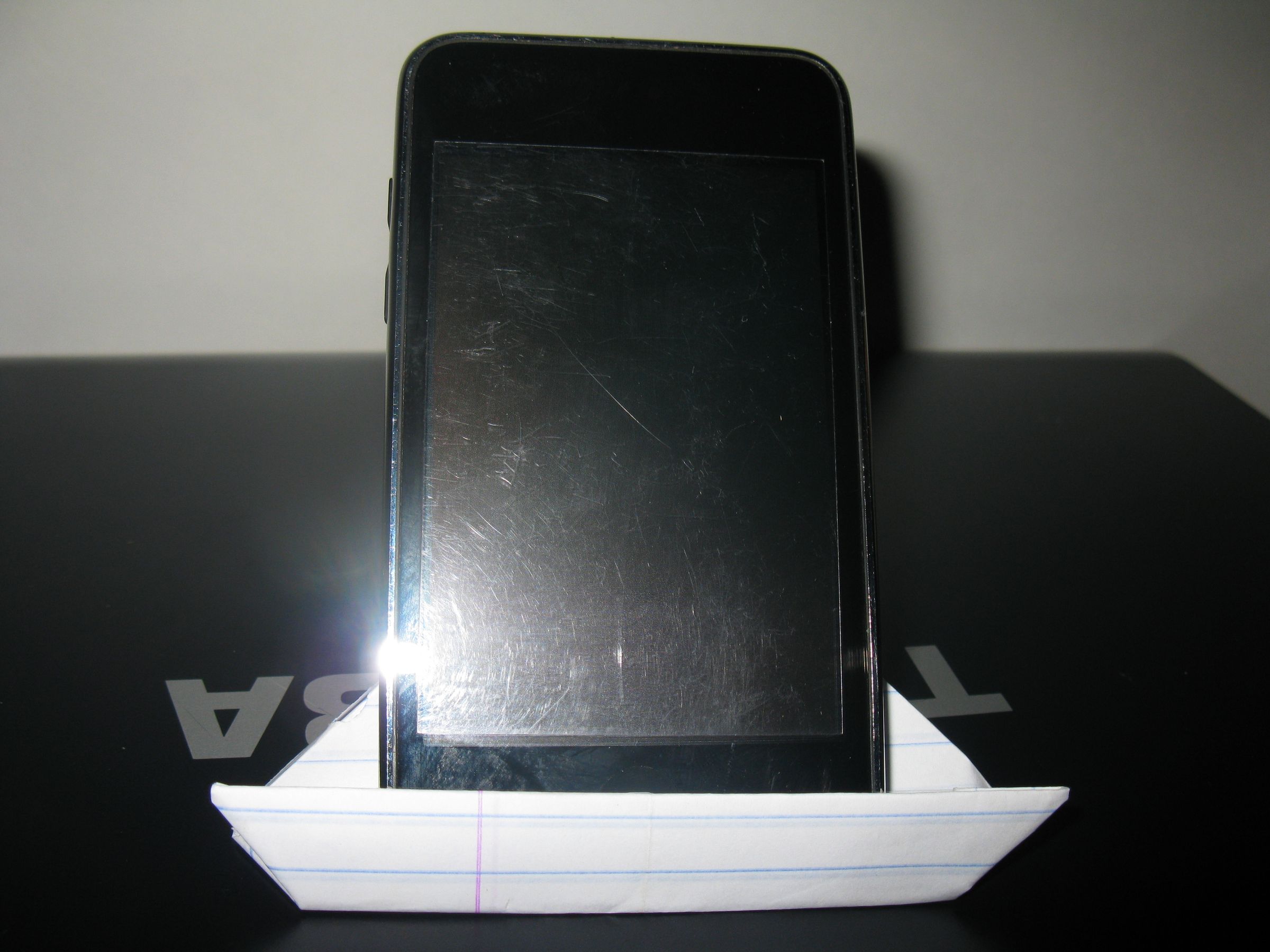 Easy Paper Ipod / IPhone Stand : 7 Steps - Instructables