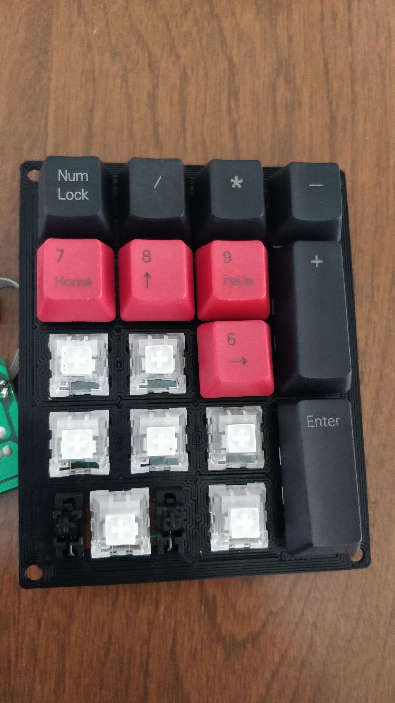 Make a Mechanical Numpad : 4 Steps - Instructables
