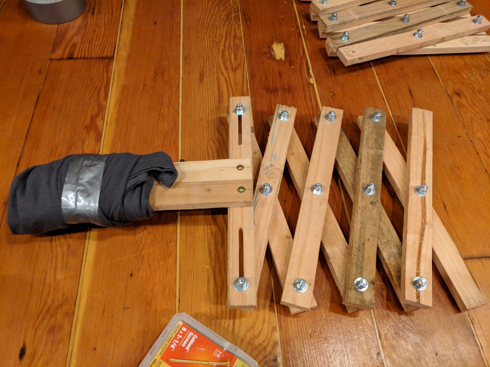 Extendo-Glove : 4 Steps - Instructables