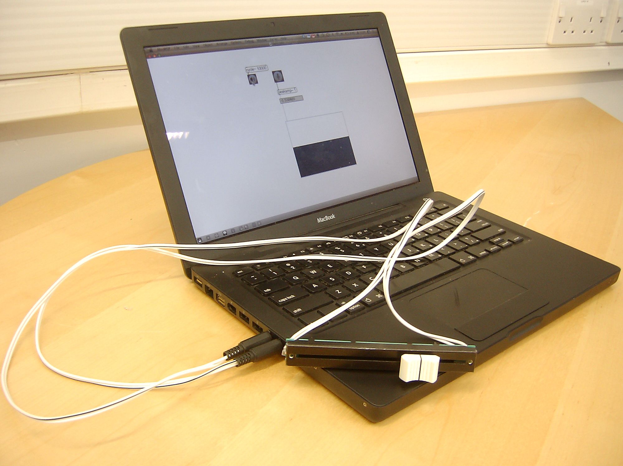 How to Connect a Fader With Audio Input and Output : 14 Steps ...