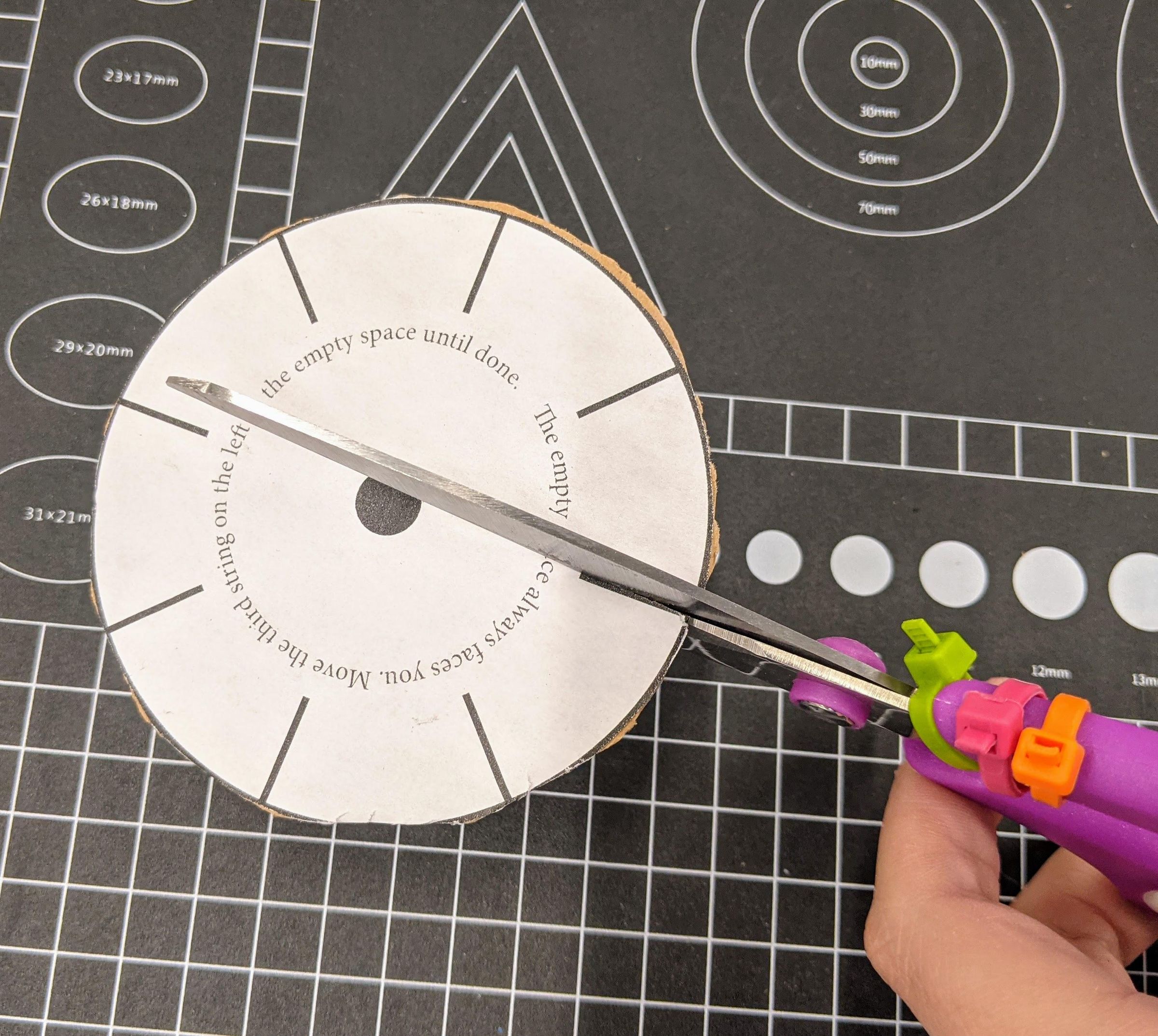 Cardboard Loom Friendship Bracelet : 7 Steps (with Pictures ...