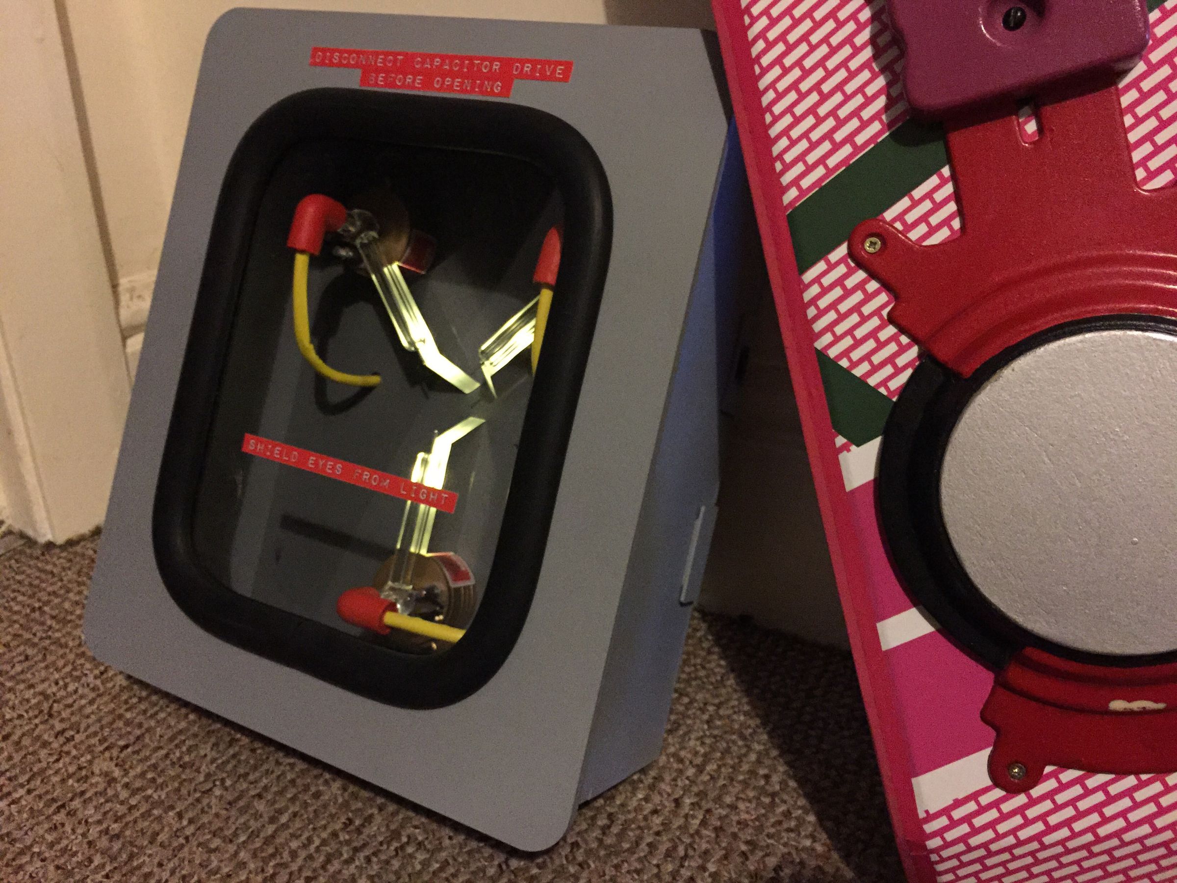 How to Make a Flux Capacitor From Back to the Future. : 12 Steps (with ...