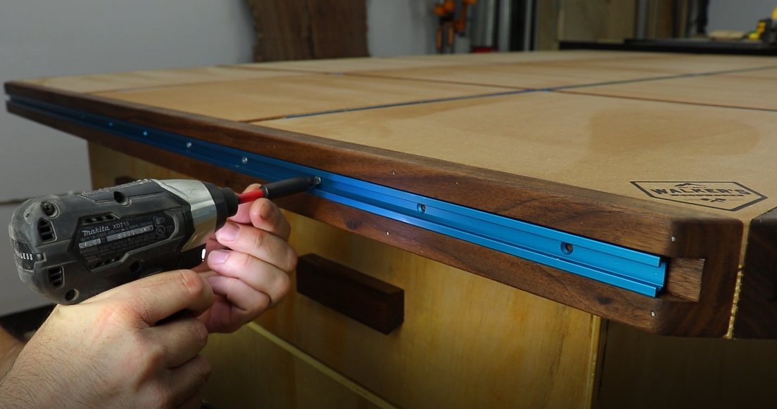 T-Track Assembly Table/Outfeed Table : 23 Steps - Instructables