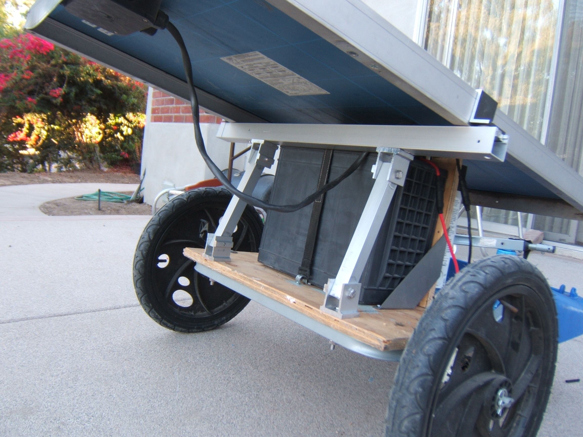 Portable Solar Generator on a Bike Trailer for Burning Man : 4 Steps ...