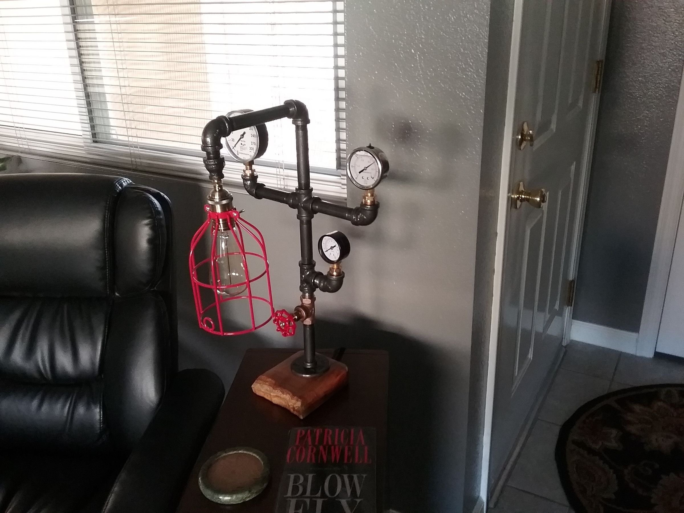 Vintage Style Pipe Lamp : 6 Steps (with Pictures) - Instructables