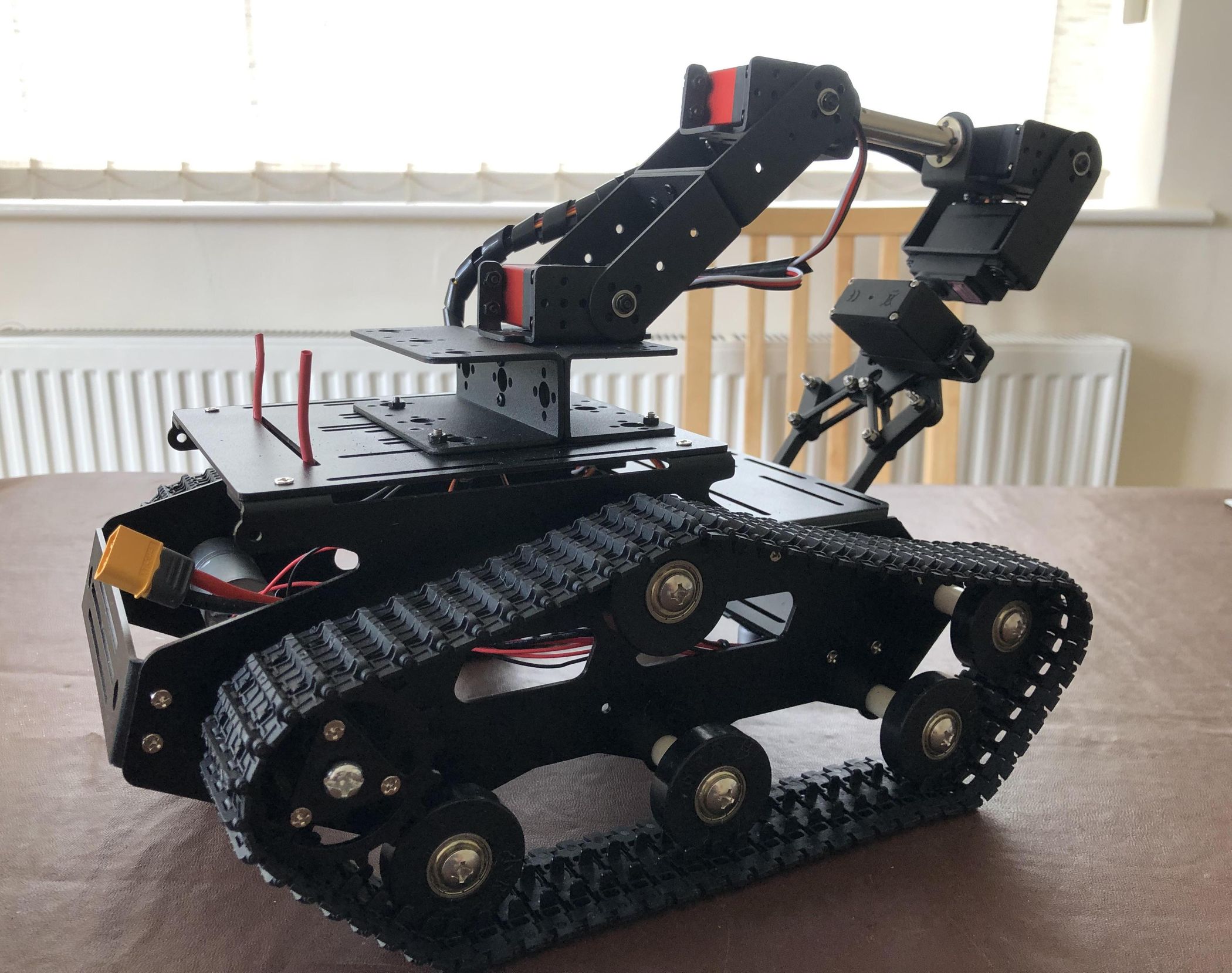 Radio Controlled YueWalker Tracked Chassis With Robot Arm - Instructables