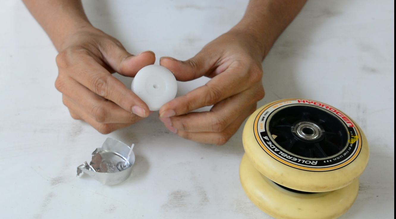 Very Easy Rollerblade Wheels Rubber Band Car : 3 Steps (with Pictures ...