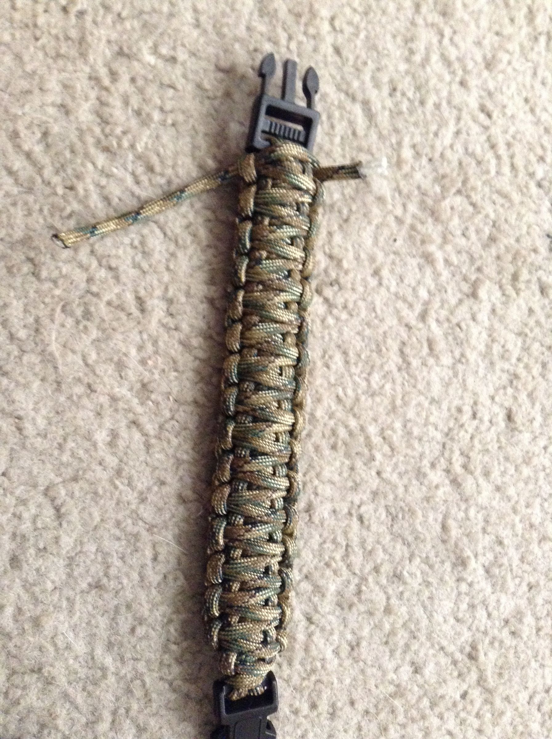 How to Make a Paracord King Cobra Braid : 5 Steps - Instructables