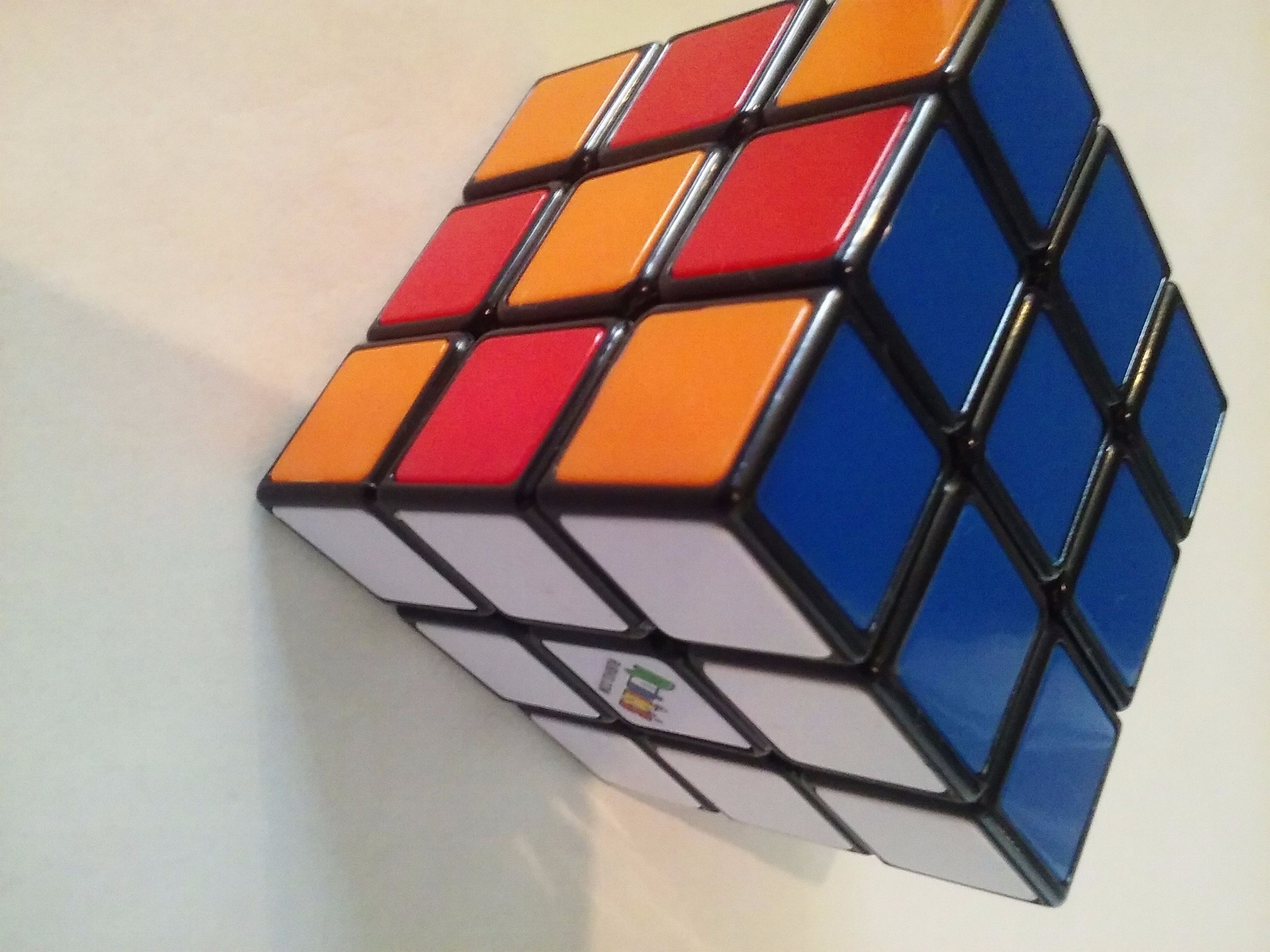 Rubik's Cube Tricks: Two Faced Checkerboard : 3 Steps - Instructables