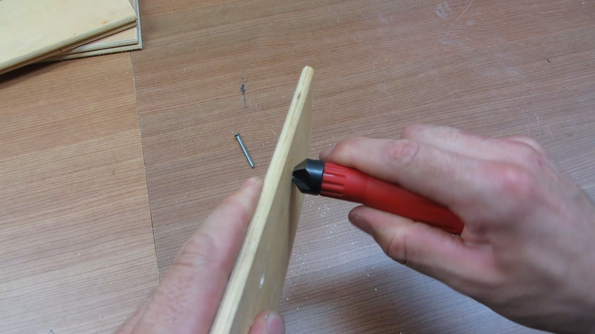 Wooden Controllers Wall Mount for Ps4 & Xbox One : 7 Steps - Instructables