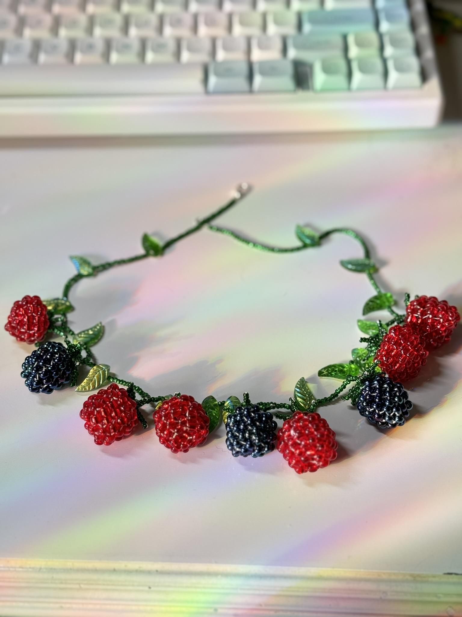 Beaded Raspberry Necklace : 18 Steps (with Pictures) - Instructables