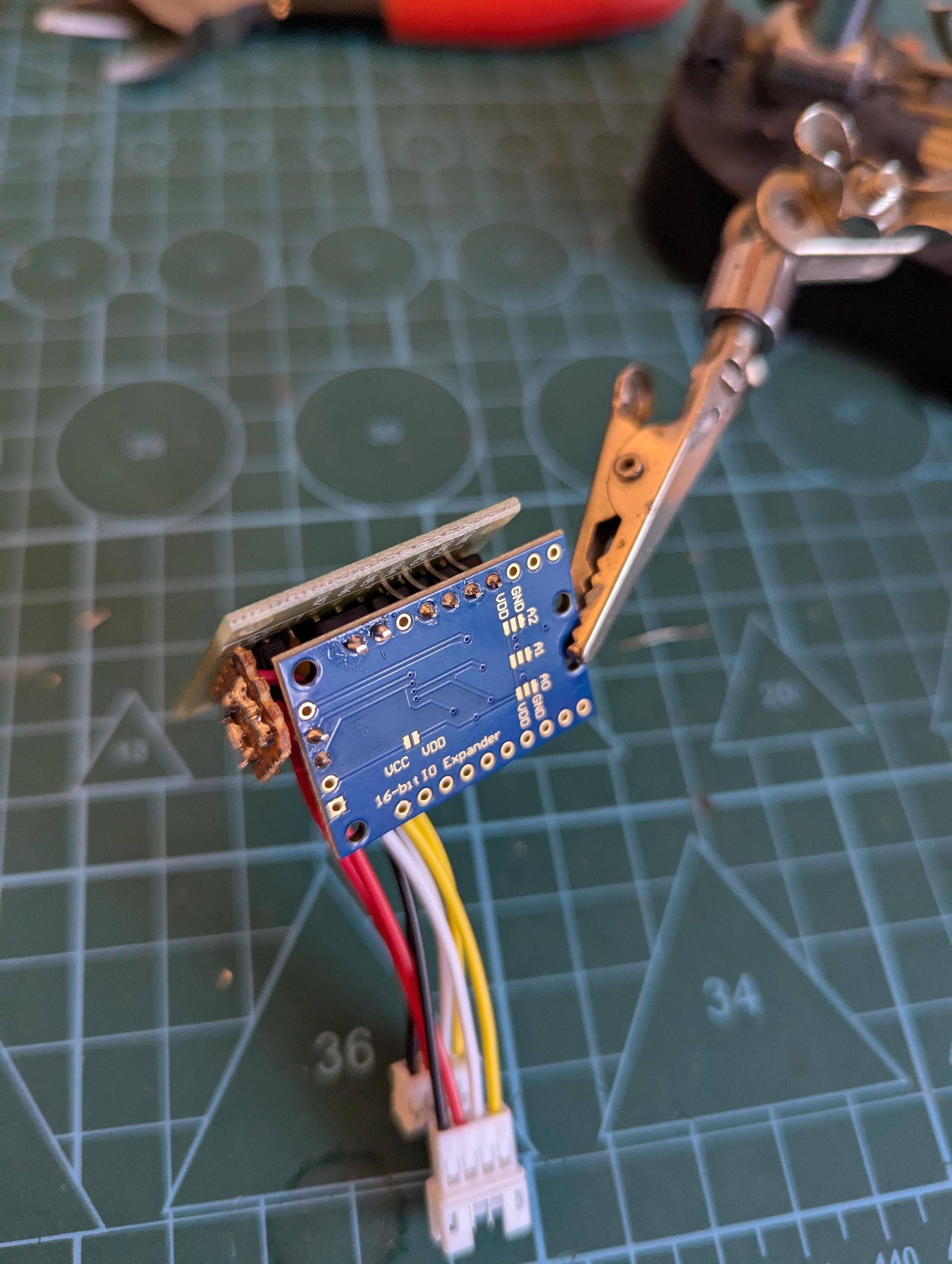 Split Flap Display - (3D Printed, Modular, Compact & Enclosed, With Web Interface) : 7 Steps ...