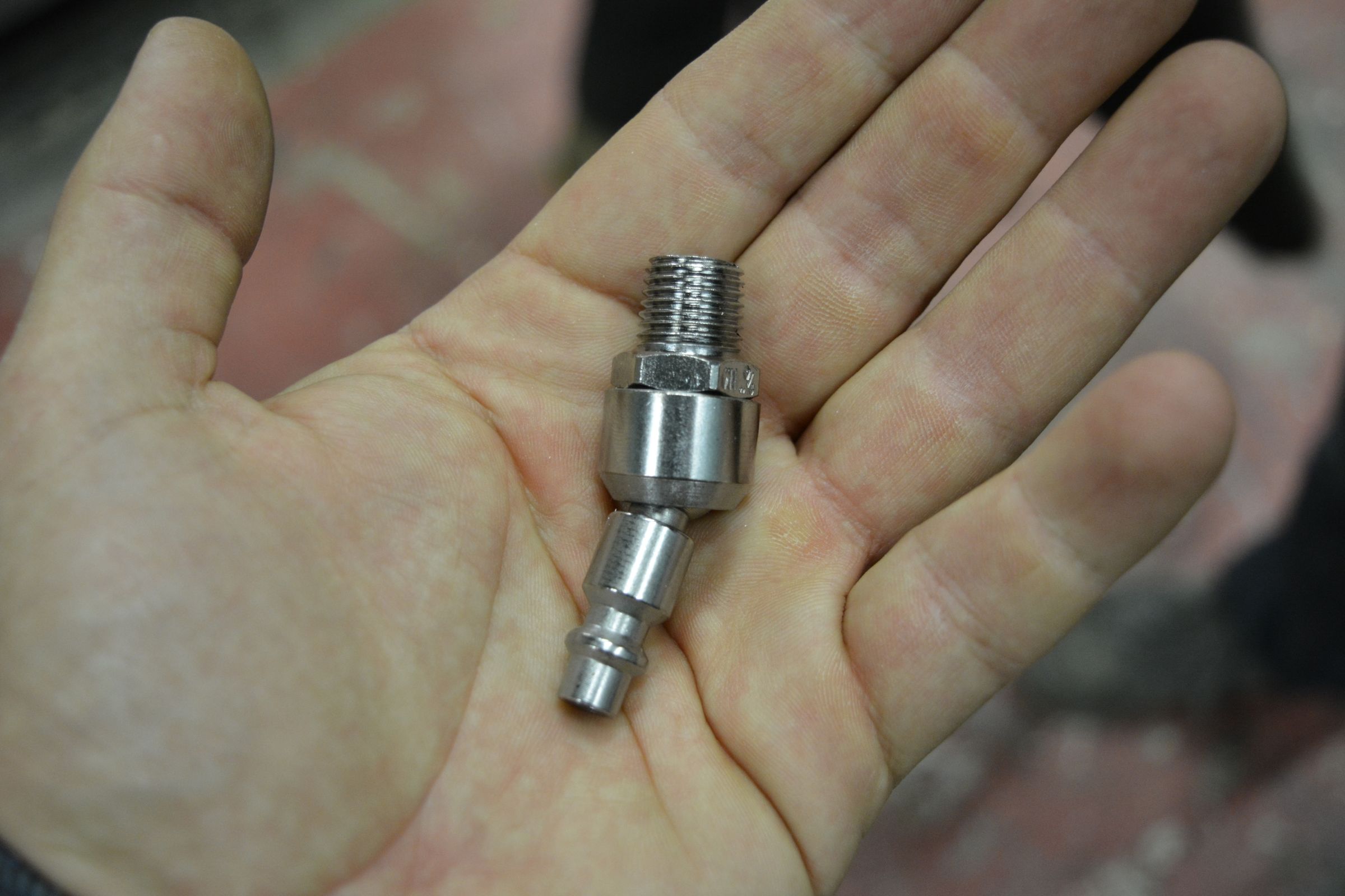 FULLY AUTOMATIC BB WIGGLE GUN!!!! : 3 Steps - Instructables