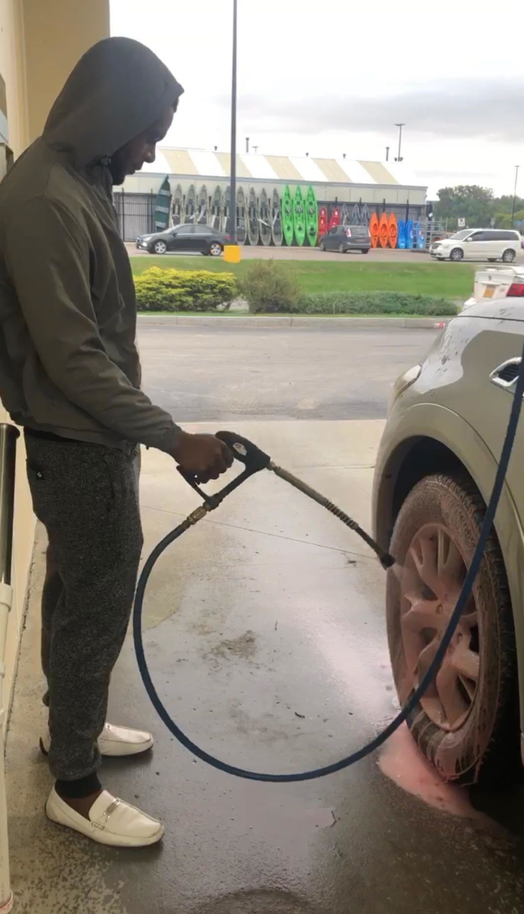 How to Use a Self Service Car Wash : 6 Steps - Instructables