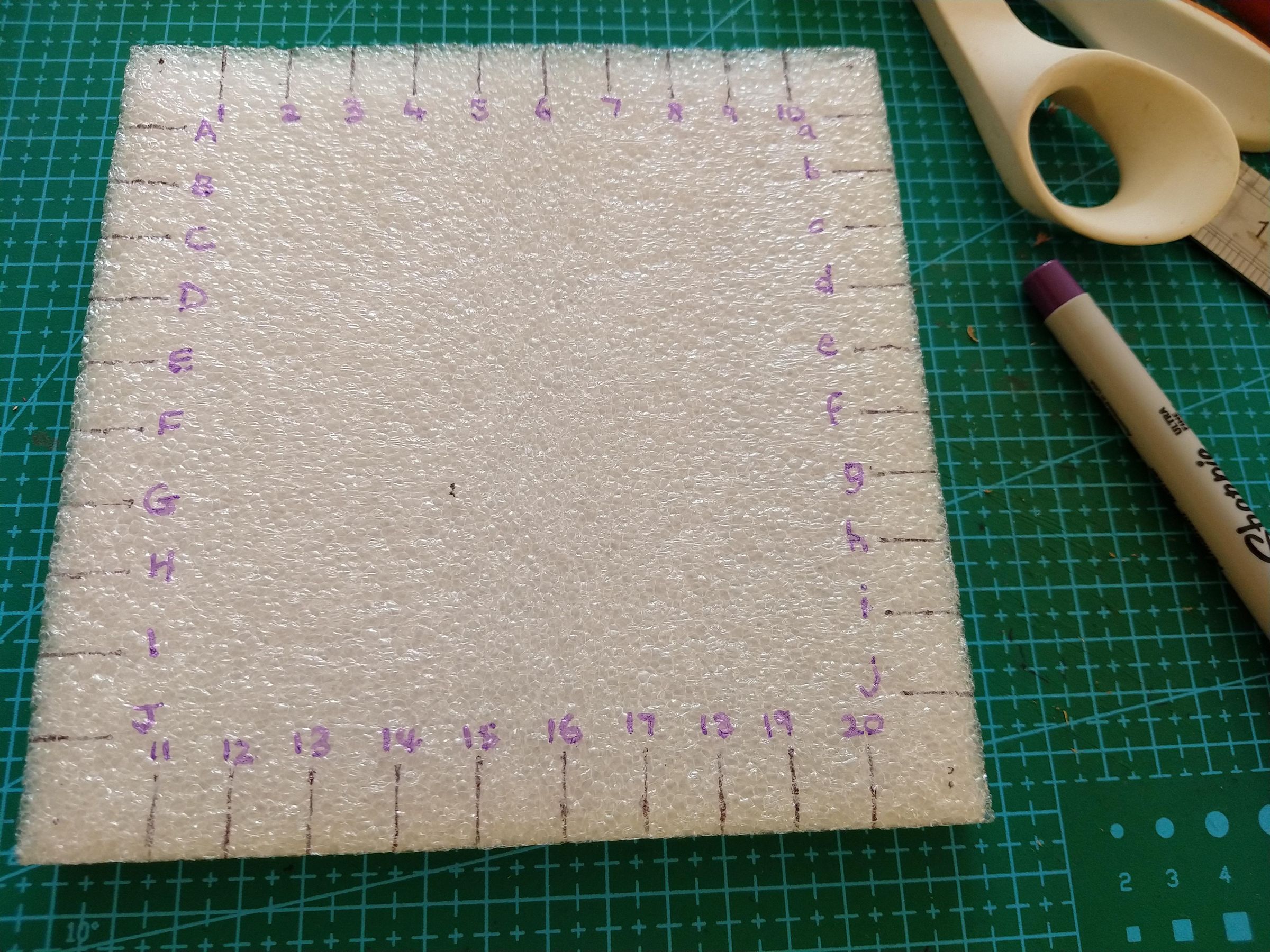 Make Your Own Square Kumihimo Disk From Foam Packaging : 8 Steps (with ...