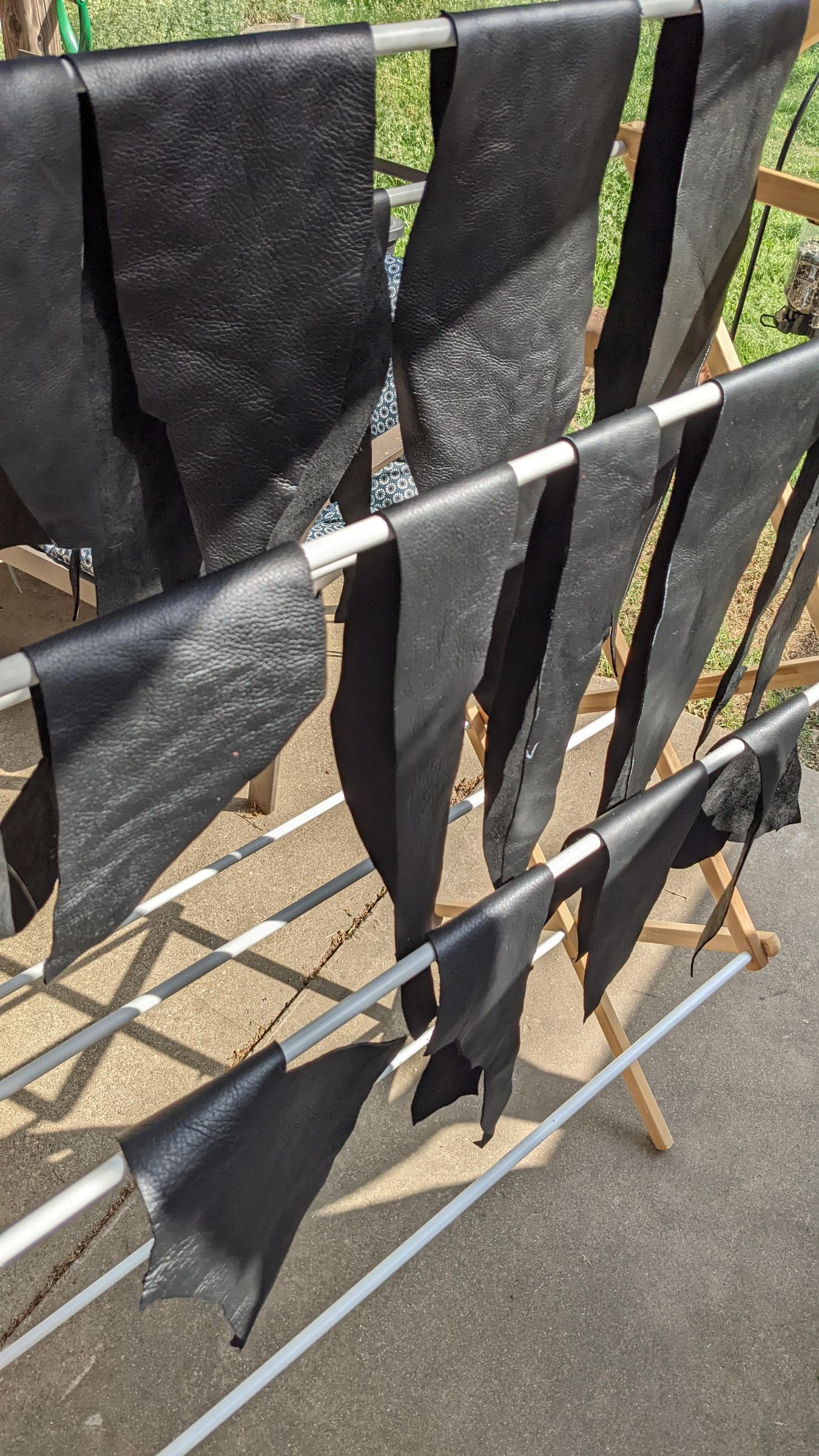 Scrap Leather Scales : 6 Steps (with Pictures) - Instructables