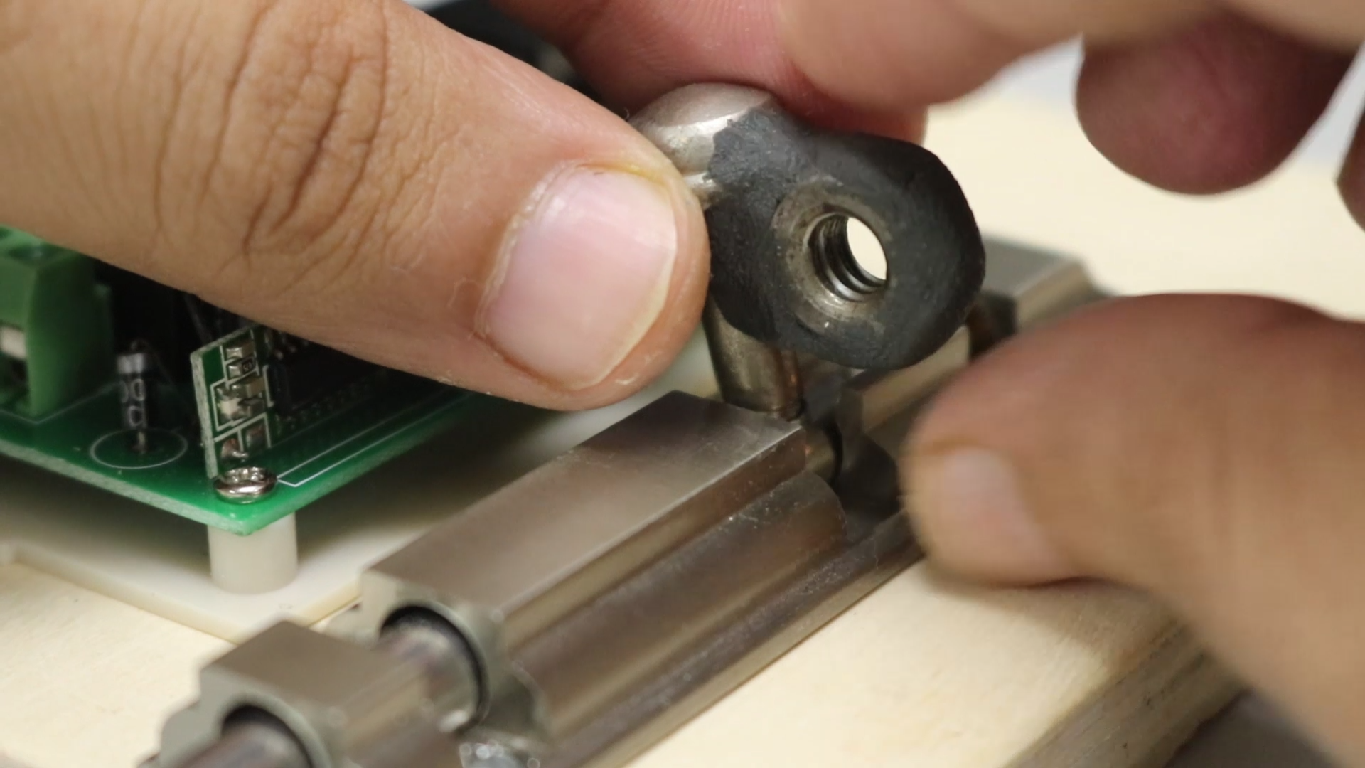 Remote Control Lock : 12 Steps (with Pictures) - Instructables