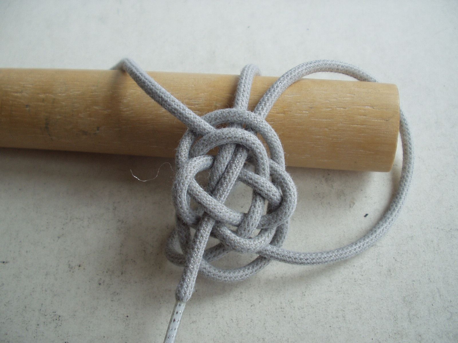Extended Lanyard/diamond Knot : 11 Steps (with Pictures) - Instructables