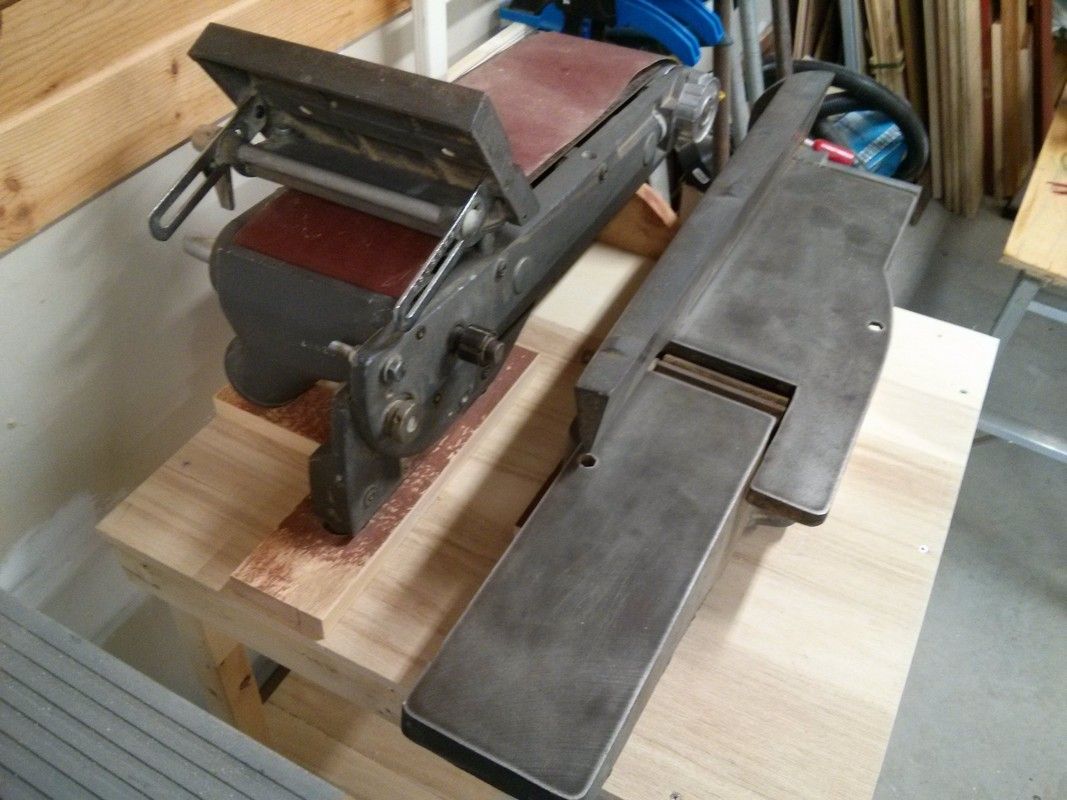 Build an Accessory Shelf for a ShopSmith Mark V : 4 Steps - Instructables