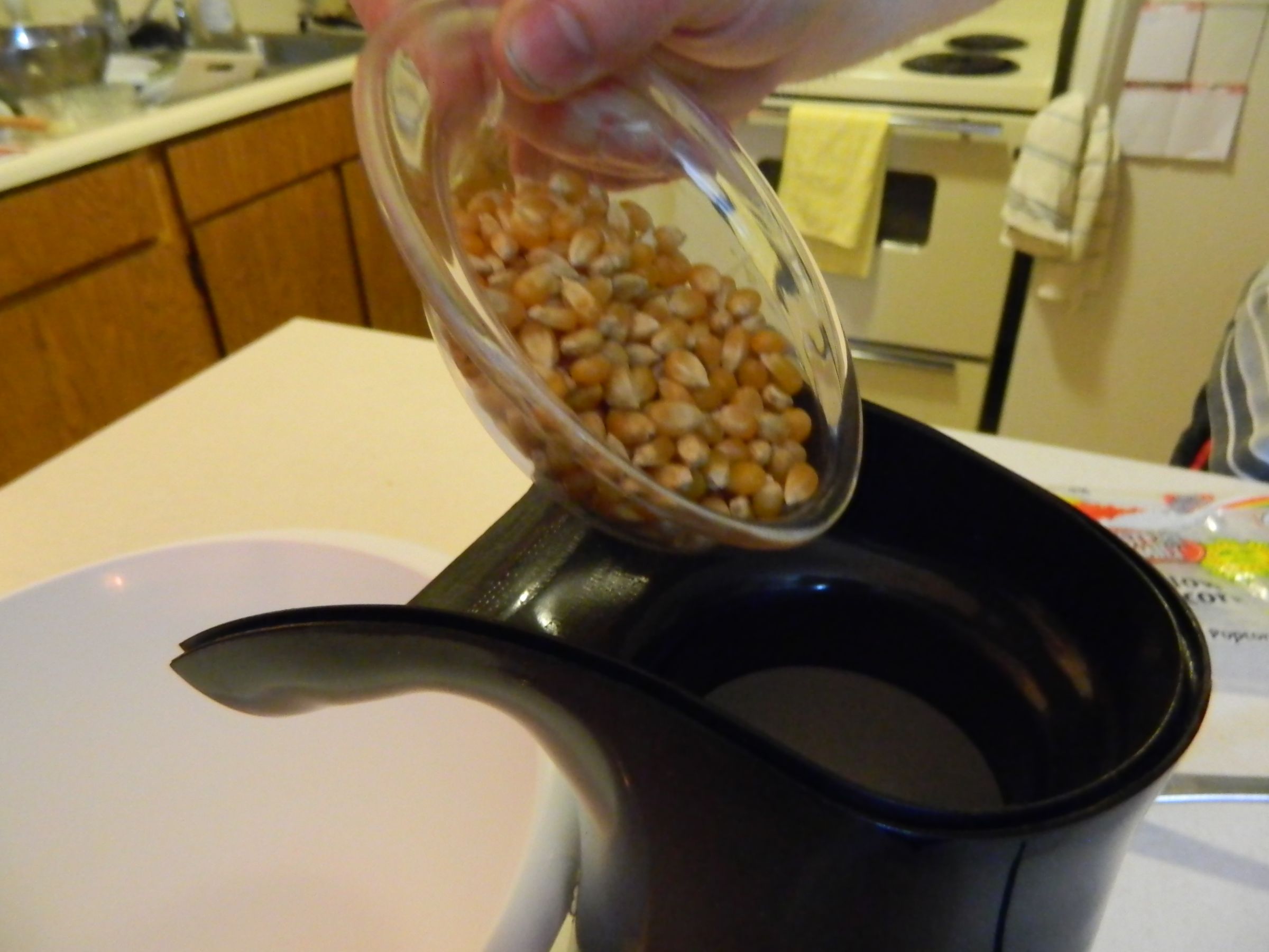 Making Popcorn With a Hot Air Popper : 8 Steps - Instructables