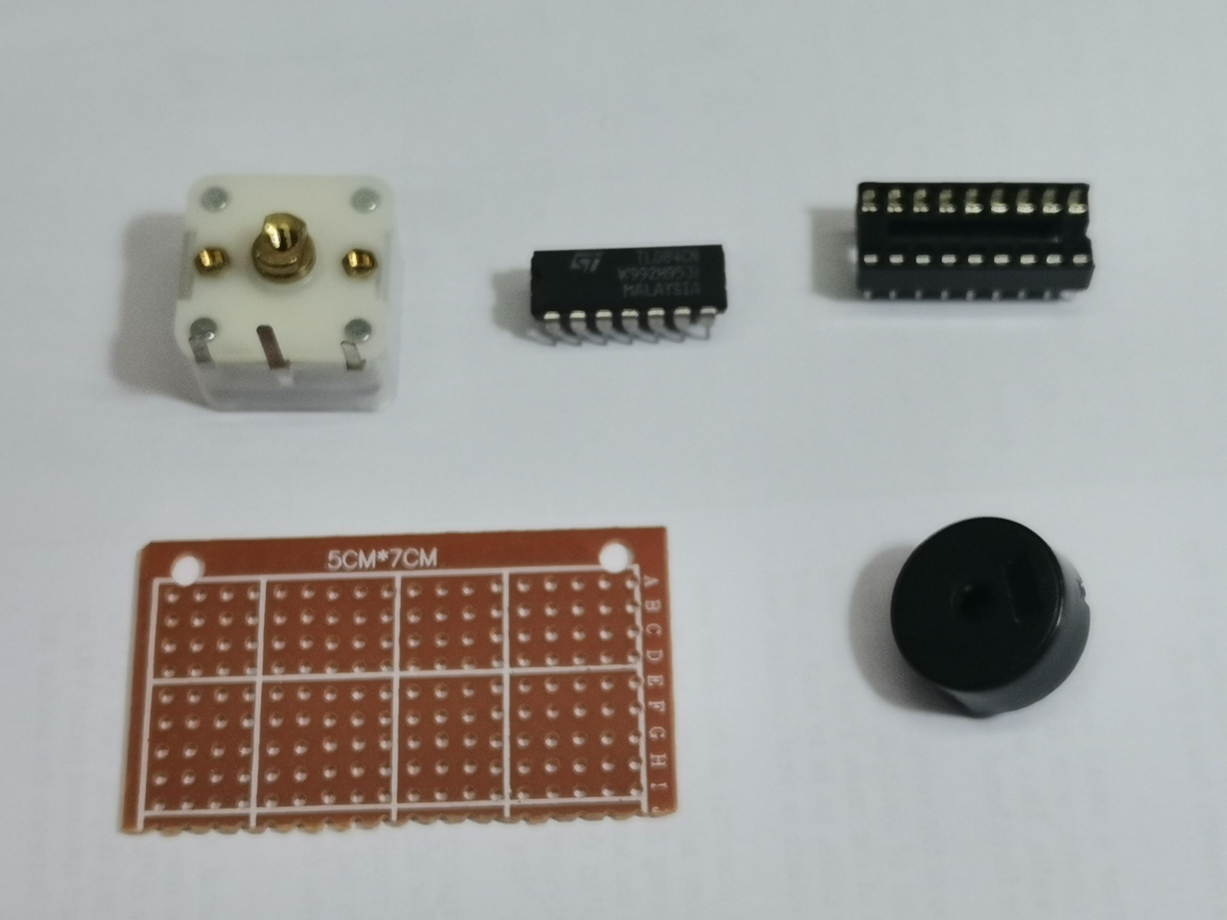 DIY Super Simple Sensitive Metal Detector : 3 Steps (with Pictures ...