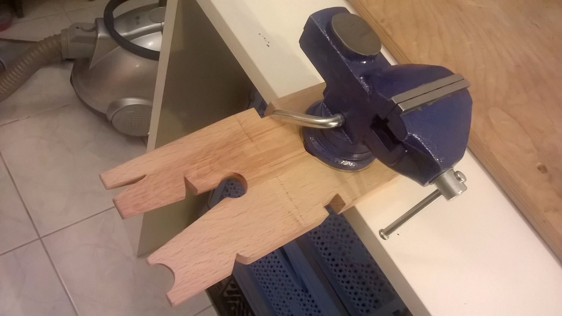 2in1 Bench Pin With Vise : 5 Steps (with Pictures) - Instructables