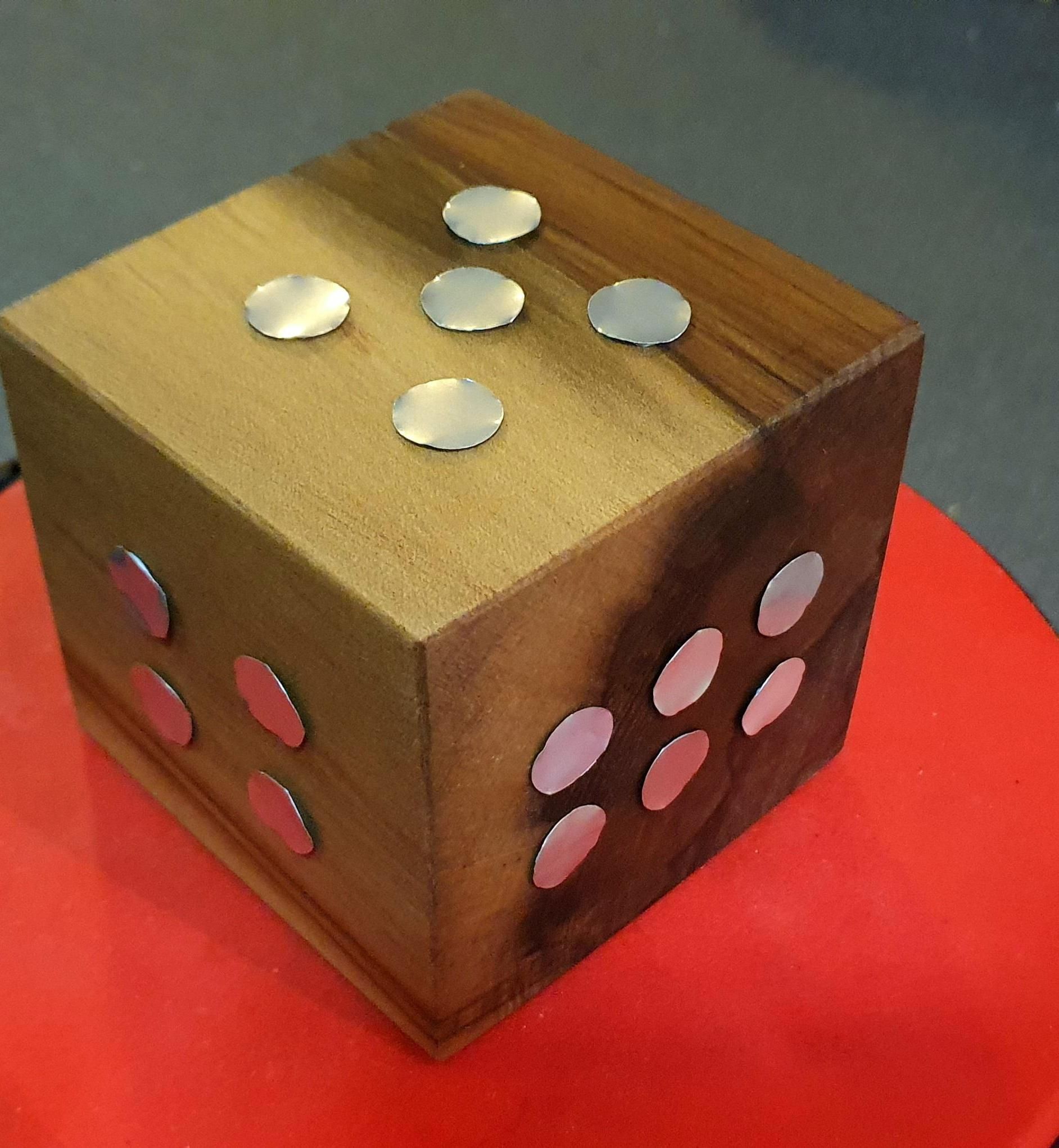 Giant Dice : 6 Steps - Instructables
