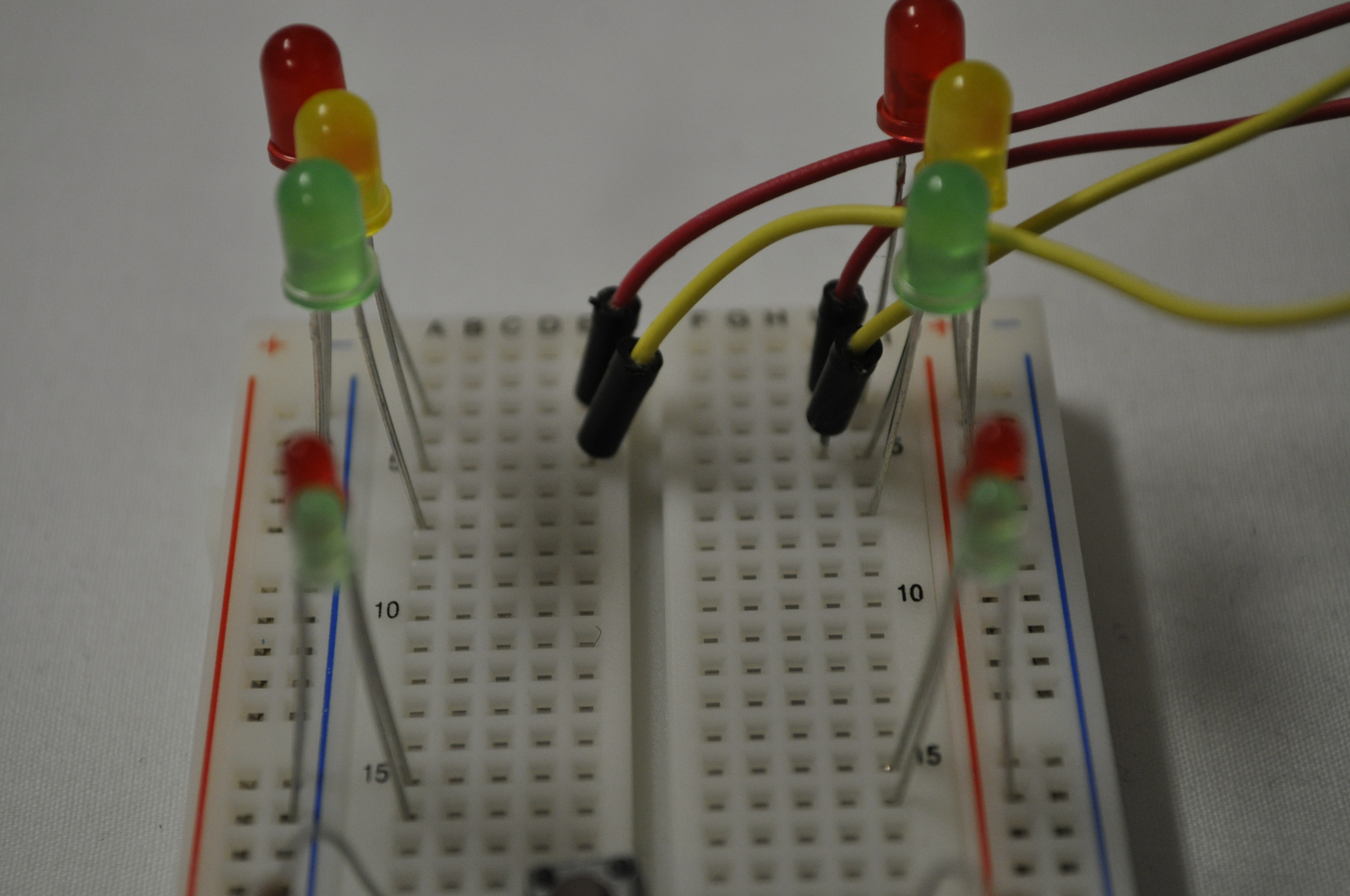 Traffic Lights [Beginner Arduino Project] : 7 Steps - Instructables