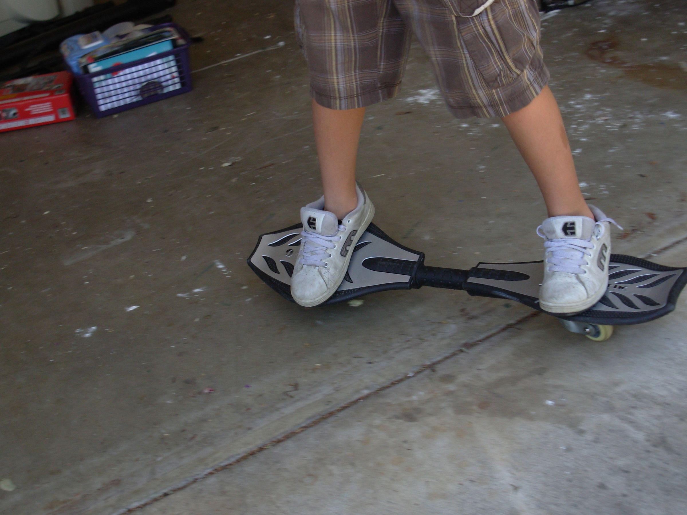 How to Ripstik/waveboard : 5 Steps - Instructables